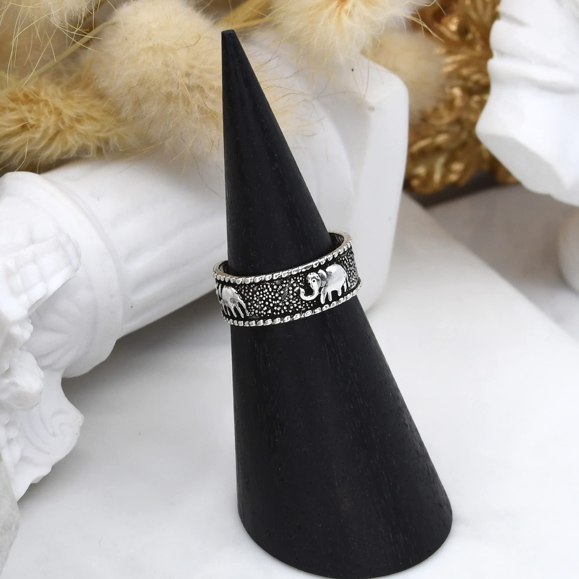 AeraVida Three Joyful Elephant .925 Sterling Silver Toe Ring or Pinky Ring