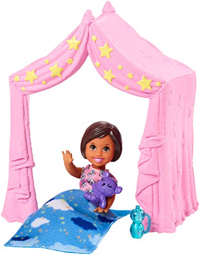 Barbie Skipper Babysitters Inc. Doll Playset Includes Small Toddler Doll, Pink Tent and Cloud-Print Sleeping Bag, Plus Bottle and Teddy Bear, Gift for 3 to 7 Year Olds