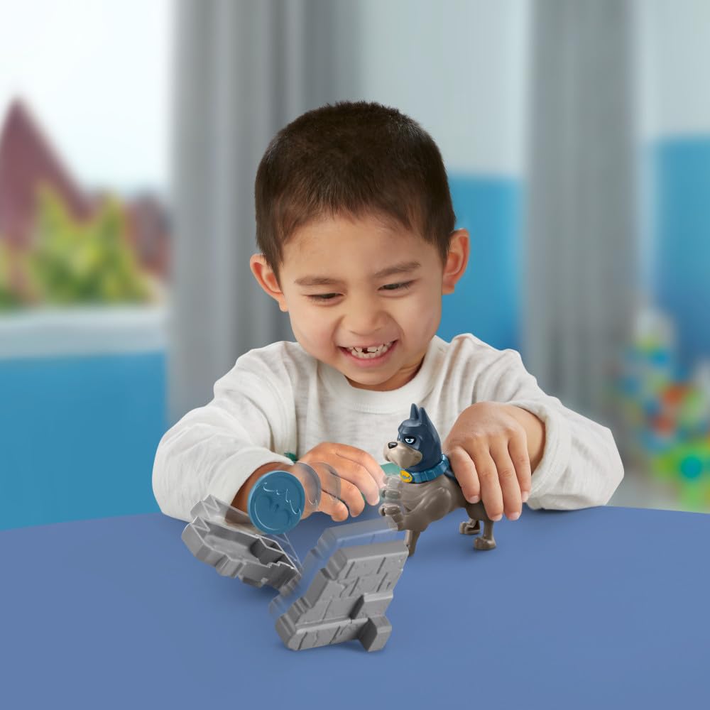 Fisher-Price DC League of Super-Pets Disk Launch Ace, Figure Set with Dog Character and Accessories for Preschool Pretend Play Ages 3 Years and up