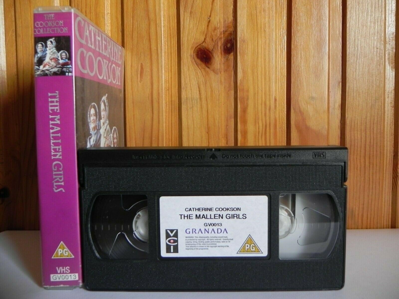 The Mallen Girls [VHS]