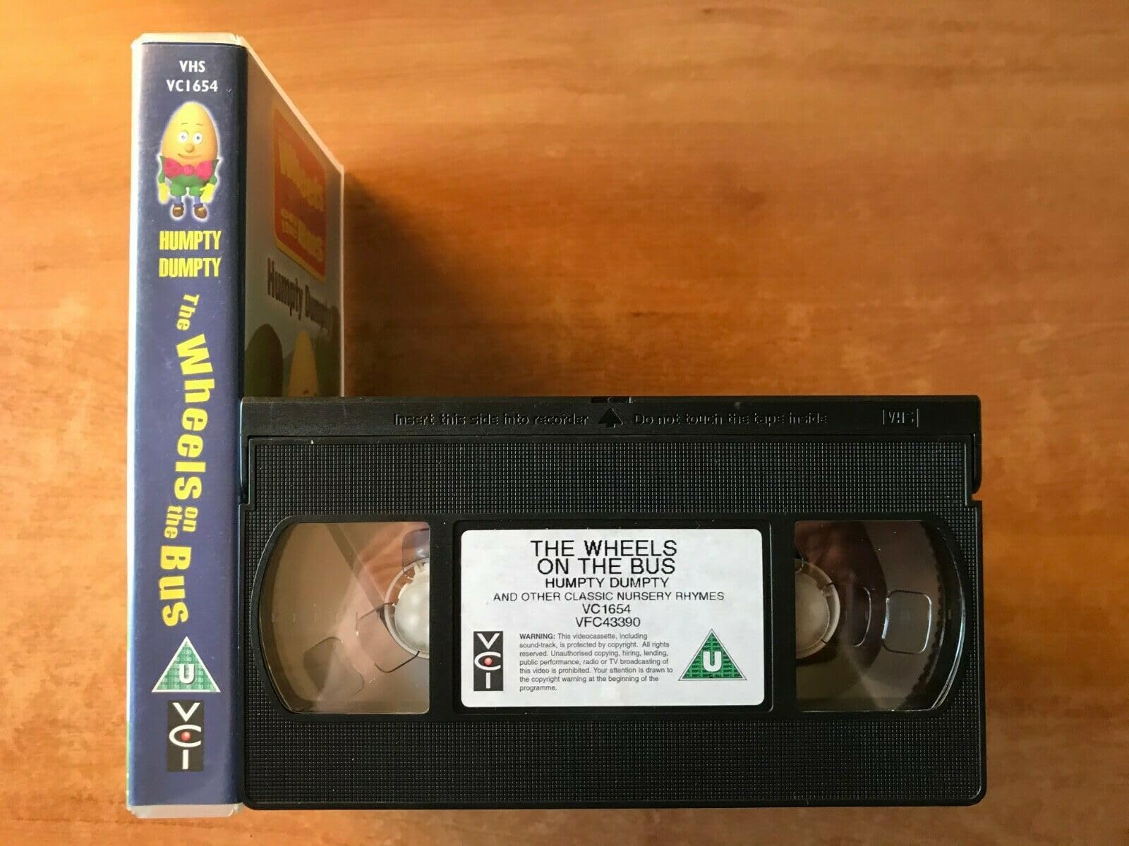Wheels on the Bus Volume 2 [VHS]