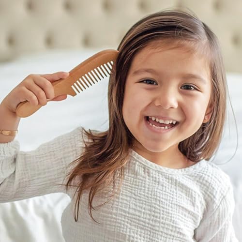 green sprouts Baby Brush & Comb Set | Gently grooms baby's hair | Made of natural wood and bristles