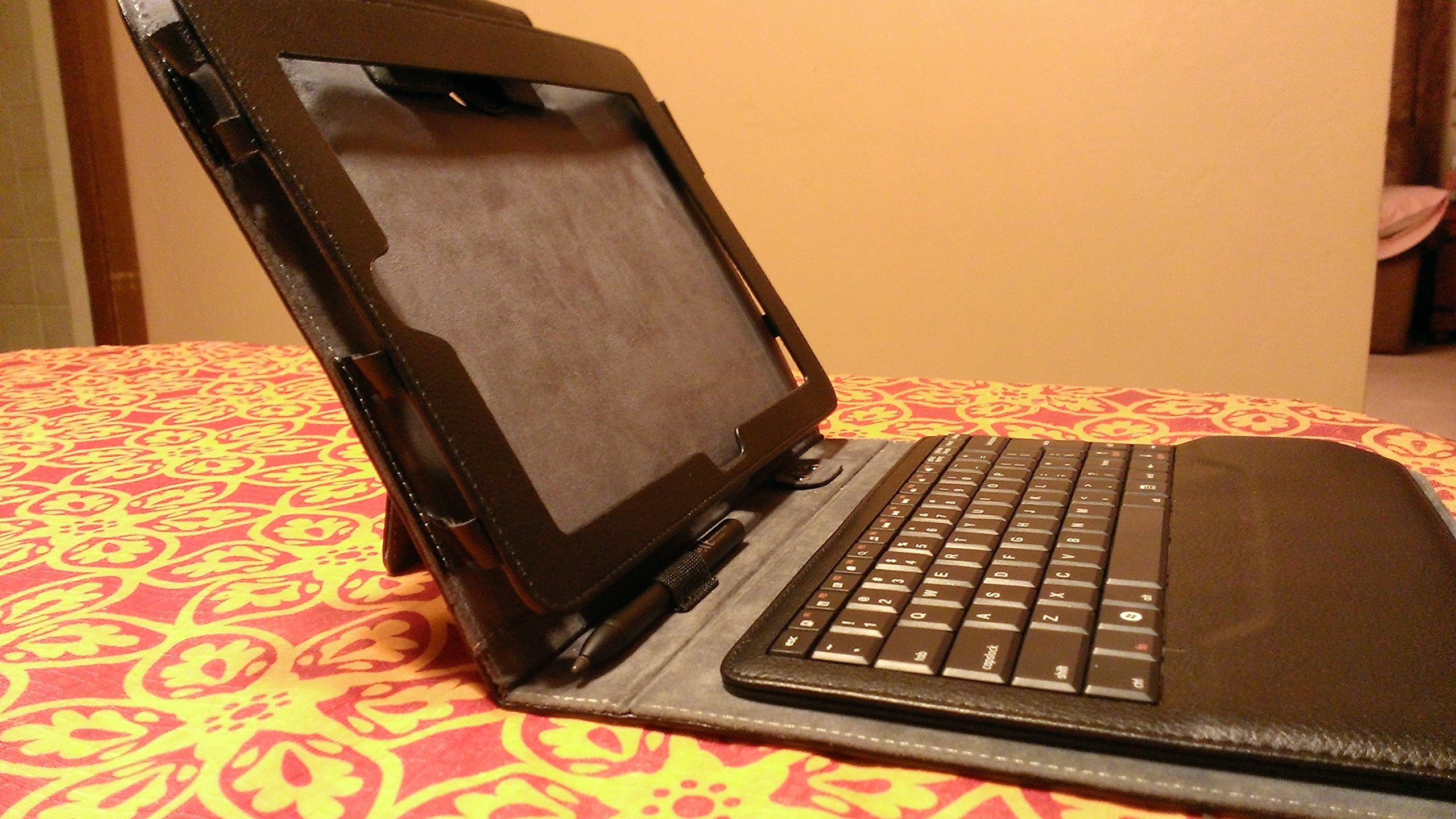 Fujitsu STYLISTIC Q550 10.1" 1280 x 800 LED Net-tablet PC - Atom Z670 1.50 GHz 62GB SSD 2GB RAM Q550-62GB-02
