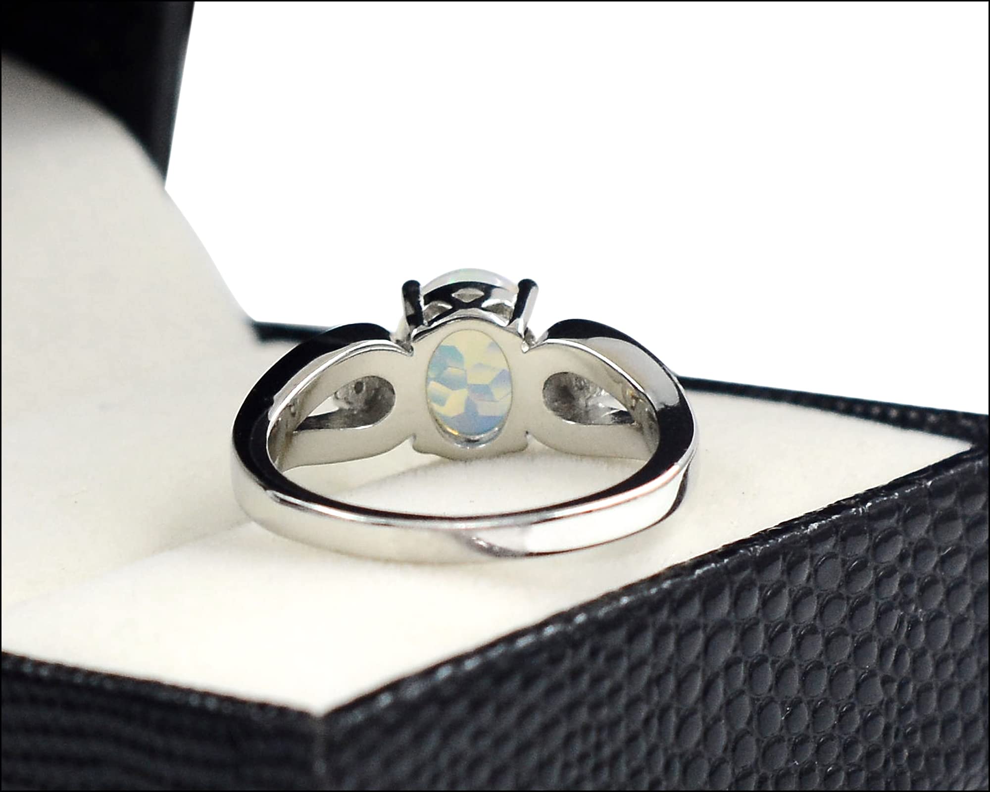 925 Sterling Silver Natural Ethiopian Welo Cut Opal 9X7 MM Oval October Birthstone Solitaire Unisex Proposal Ring For Engagement Gift (Rhodium Plated Silver, 7.5)