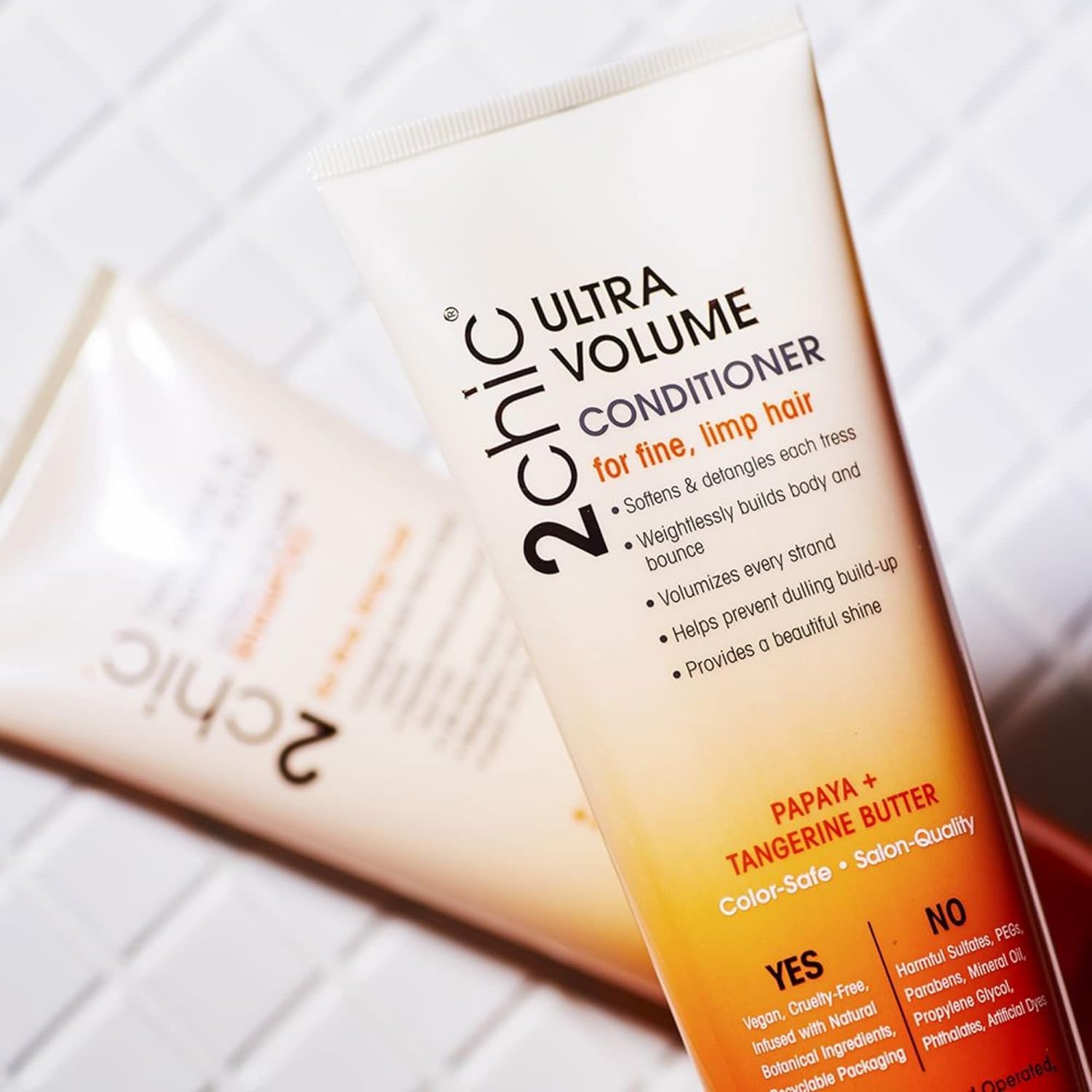GIOVANNI 2chic Ultra-Volume Conditioner - Daily Volumizing Formula with Papaya & Tangerine Butter, Promotes Weightless Control for Fine Limp Thin Hair, No Parabens, Color Safe - 24 oz
