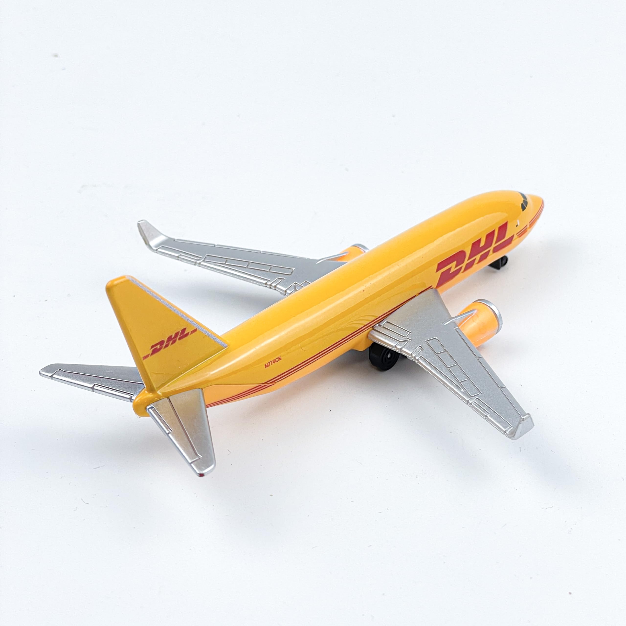 AVIAMUSE DHL Airplane Model, Single Plane Die-cast Model Planes Aircraft Suitable for Collection & Christmas, Birthday Gifts