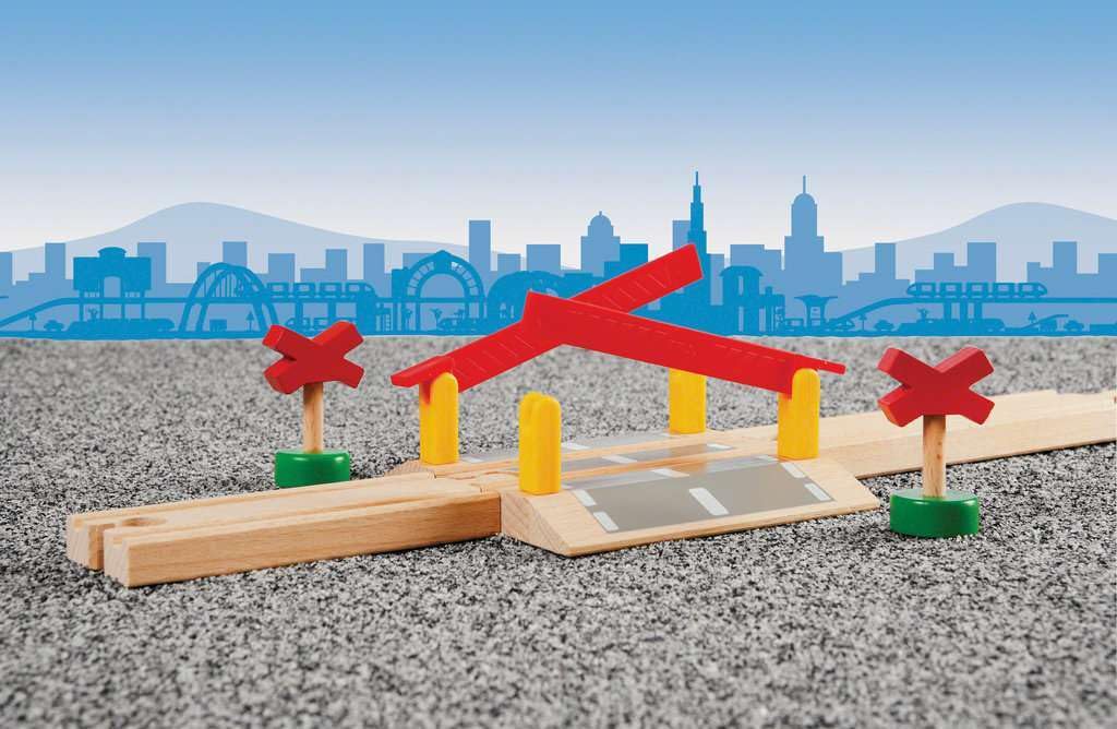 BRIO World 33388-4 Piece Railway Crossing Set | Fun and Interactive Wooden Train Accessory for Kids | Enhances Creativity and Motor Skills | FSC-Certified Eco-friendly Toy for Ages 3 and Up