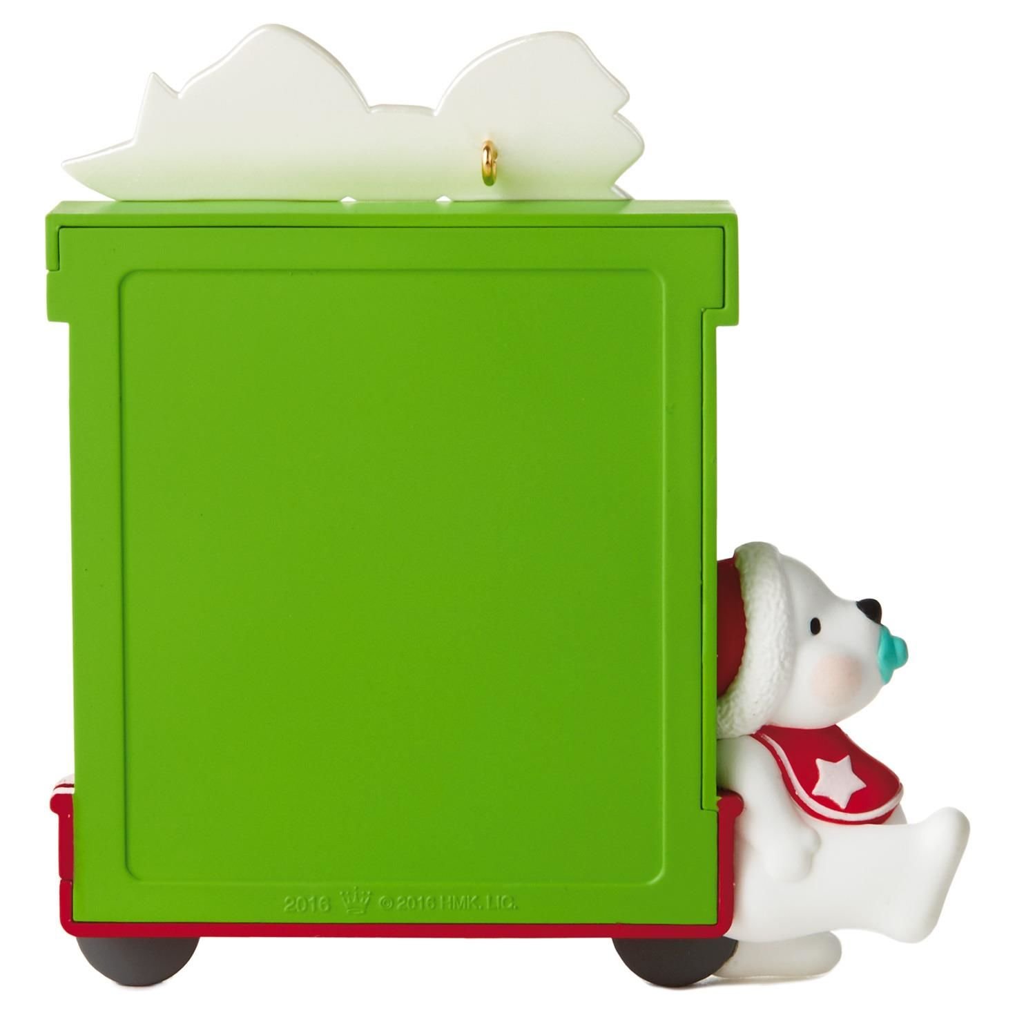 Hallmark Keepsake Baby's First 2016 "Beary Cute Dated Picture Frame Holiday Ornament