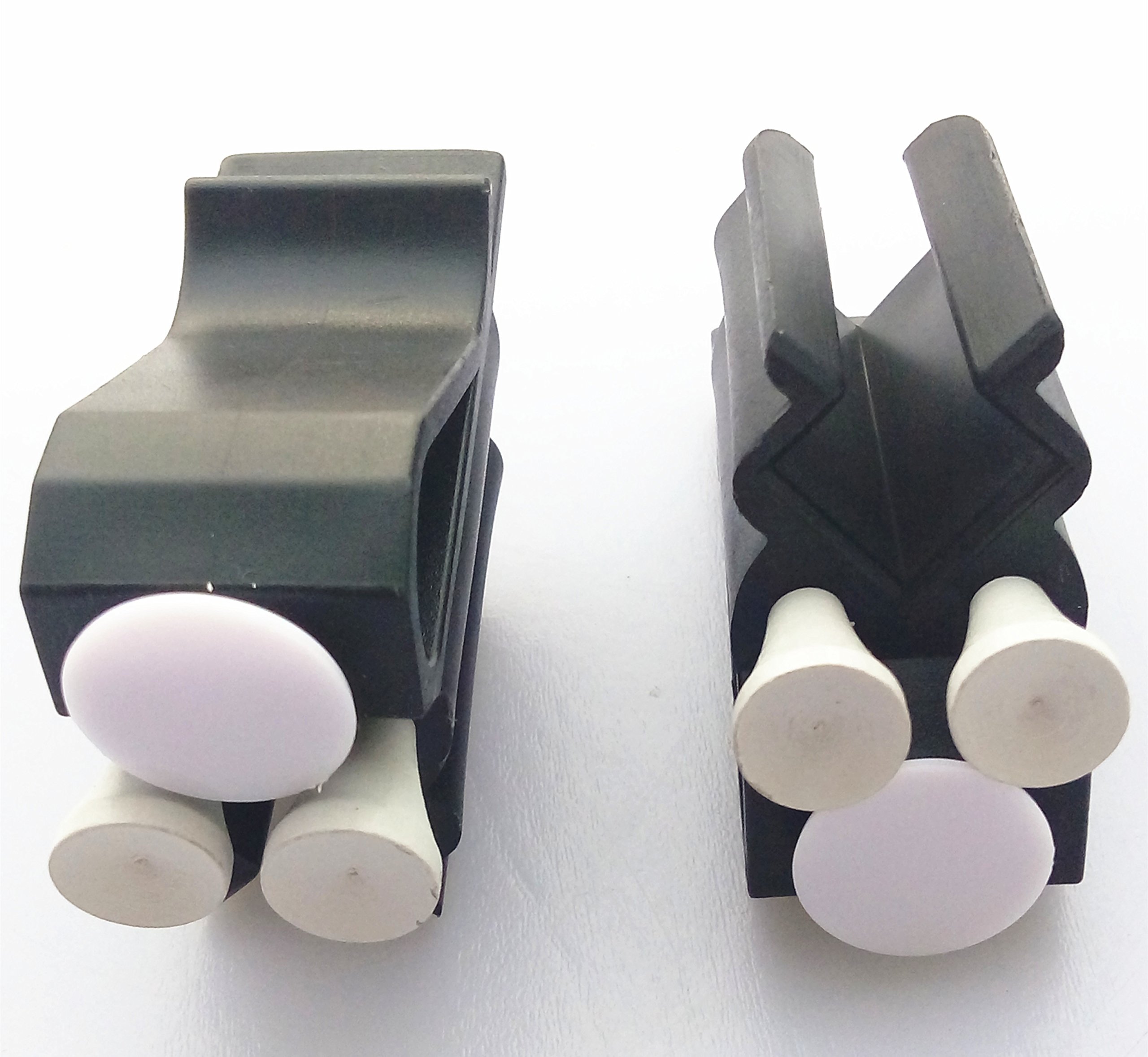 A99 2pcs Golf Bag Clip On Putter Clamp Holder Putting Organizer Club Ball Marker