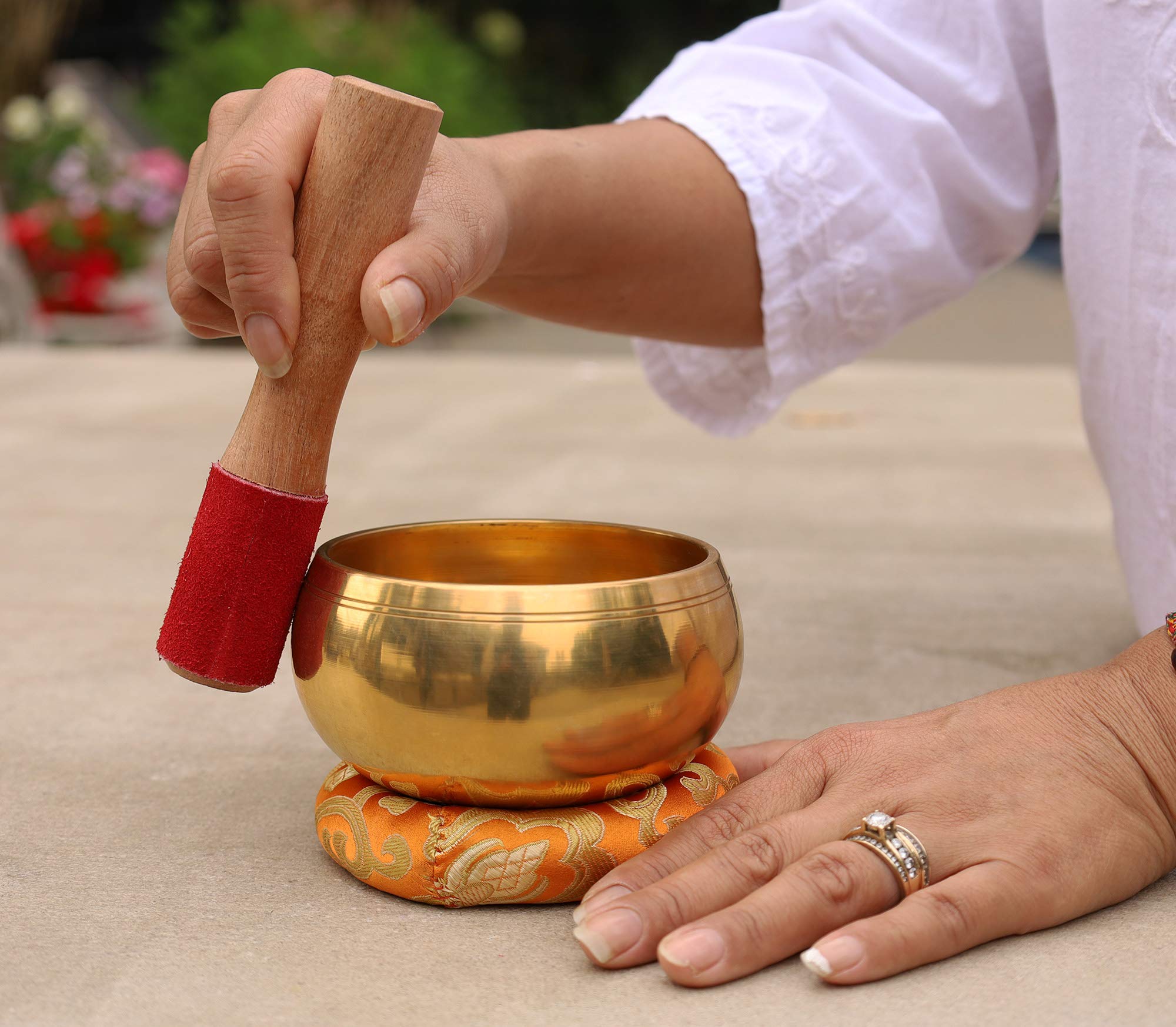 DharmaObjects Medium ~ Tibetan OM MANI Singing Bowl Set ~ With Mallet, Brocade Cushion & Carry Bag ~ For Meditation, Chakra Healing, Prayer, Yoga (Yellow)