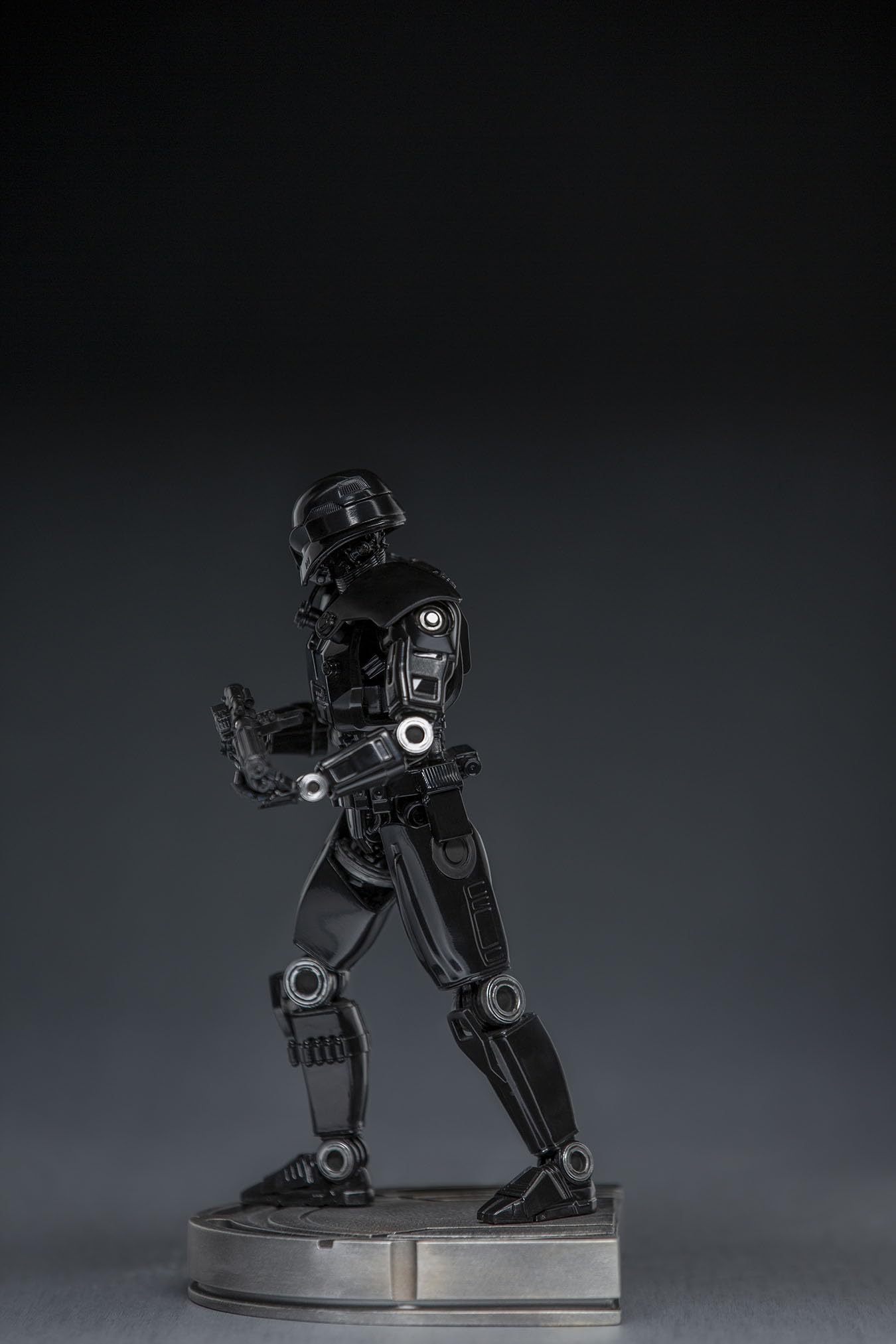 Iron Studios 1:10 Dark Trooper BDS Art - The Mandalorian, Multicolour