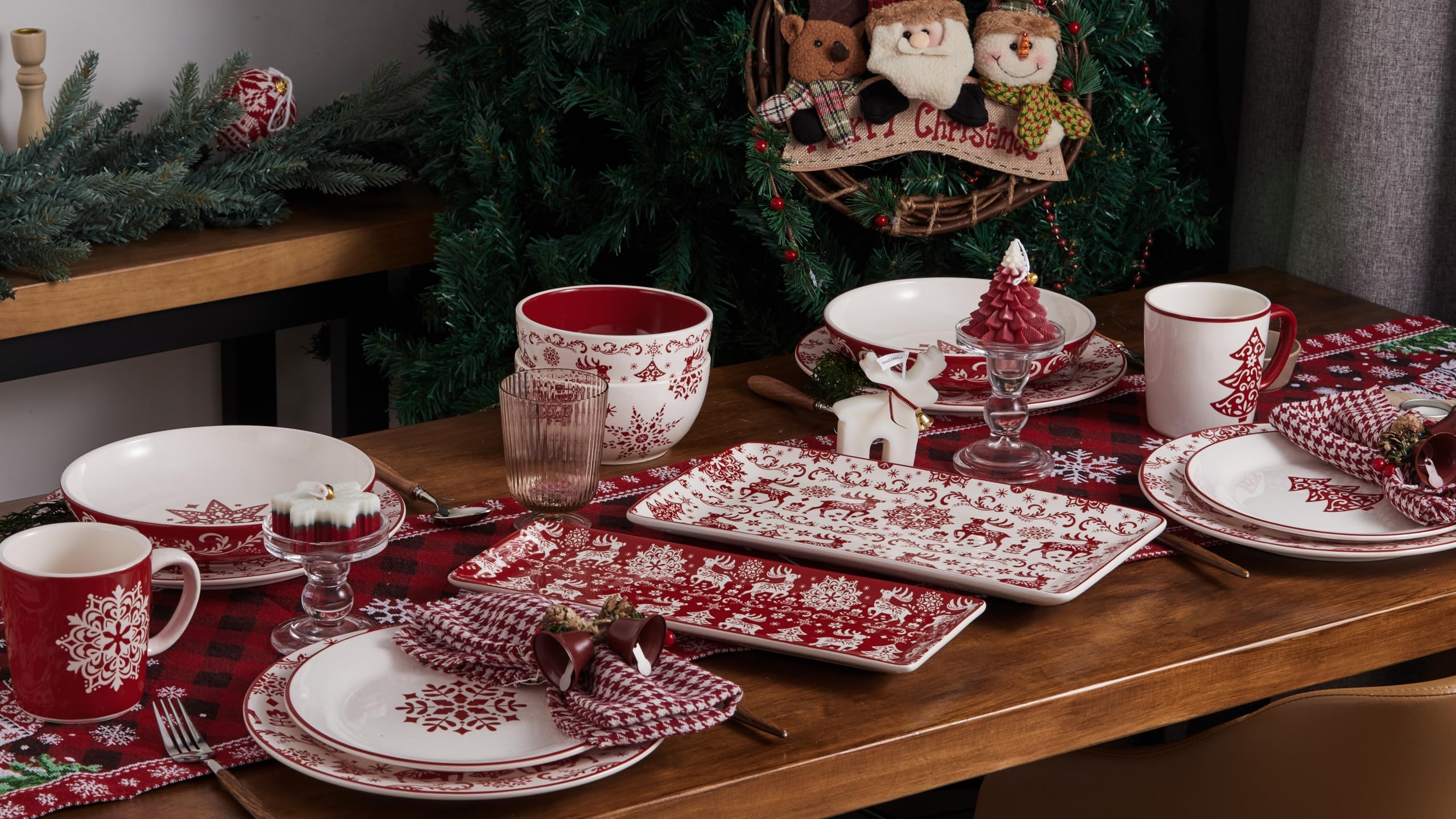 Bico Holly Jolly Ceramic Mugs, Set of 4, for Coffee, Tea, Drinks, Microwave & Dishwasher Safe