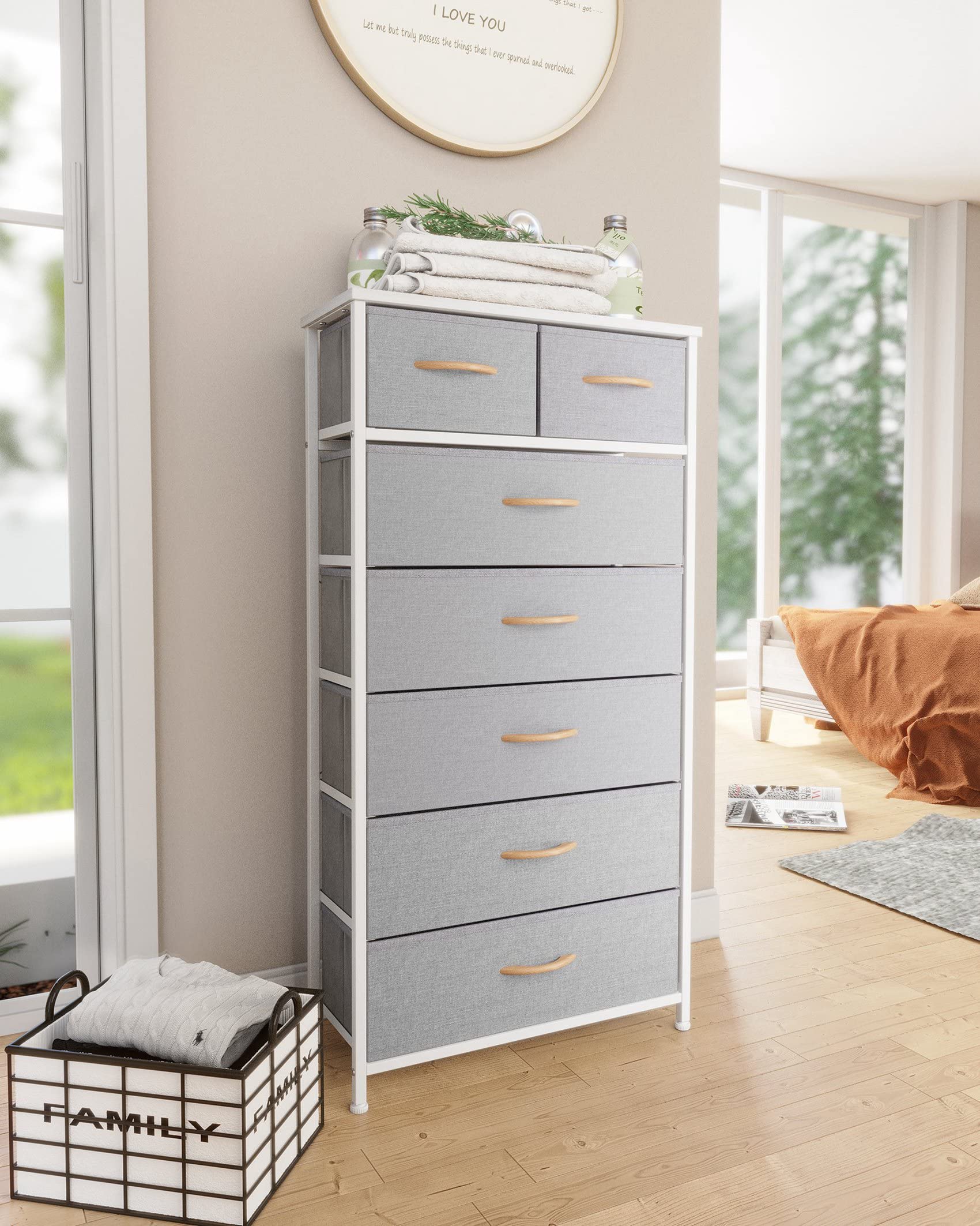 Pellebant Dresser for Bedroom with 7 Drawers, Tall Dresser Vertical Storage Tower, Sturdy Metal Frame, Fabric Storage Bins with Wooden Handle, Wooden Top, Organizer Unit for Closet/Hallway, Light Grey