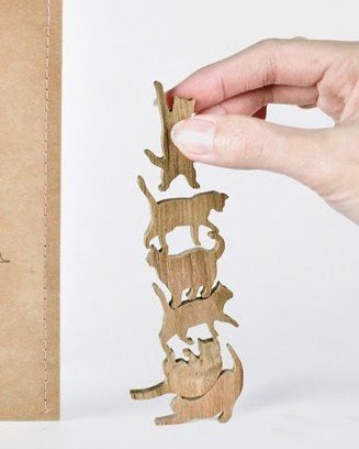 COMMA Wooden Cat Pile Set #3 (Green Thread, 6 Kittens)