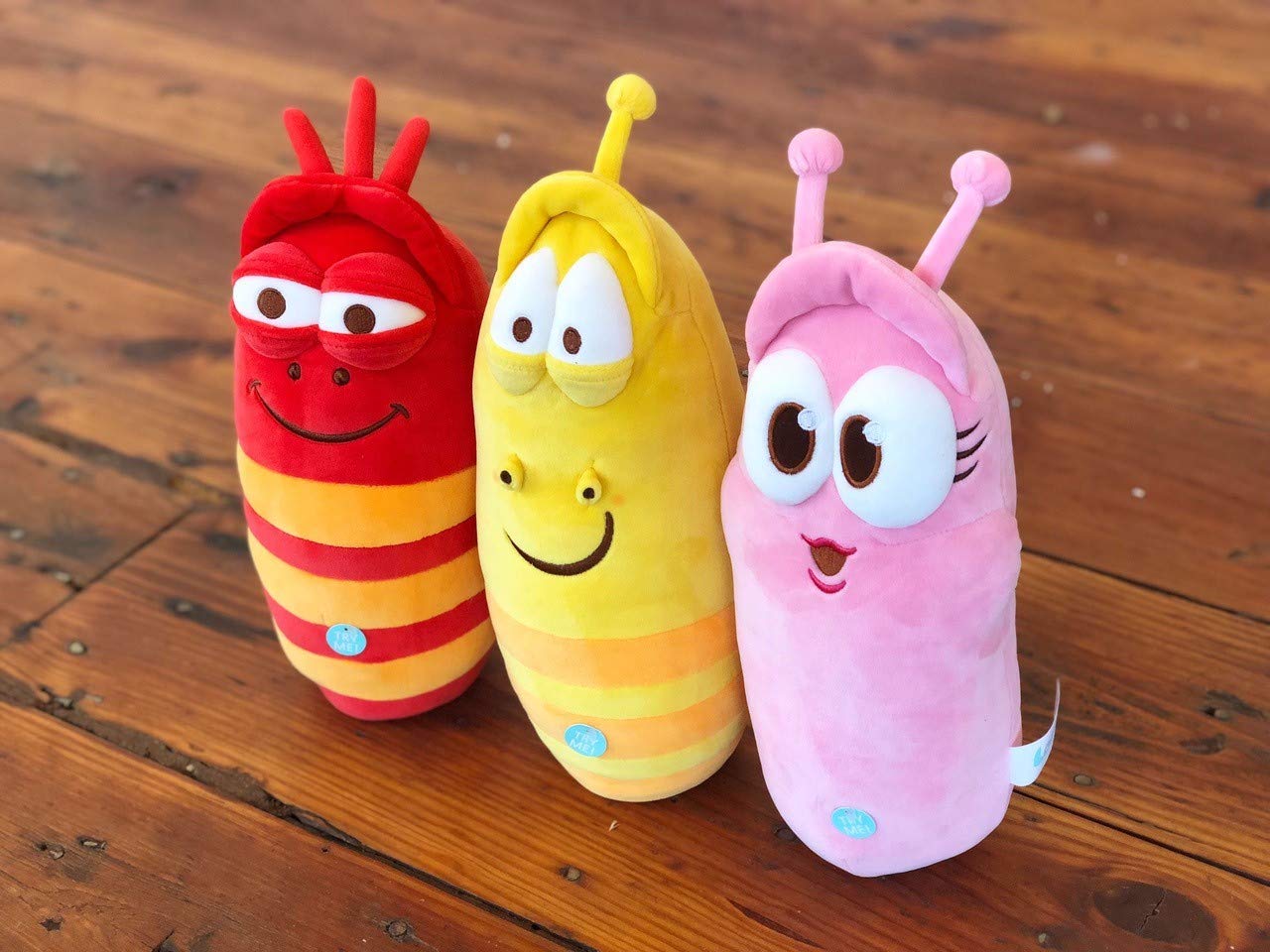 Commonwealth Toys Larva 12" Plush Red W/Sound