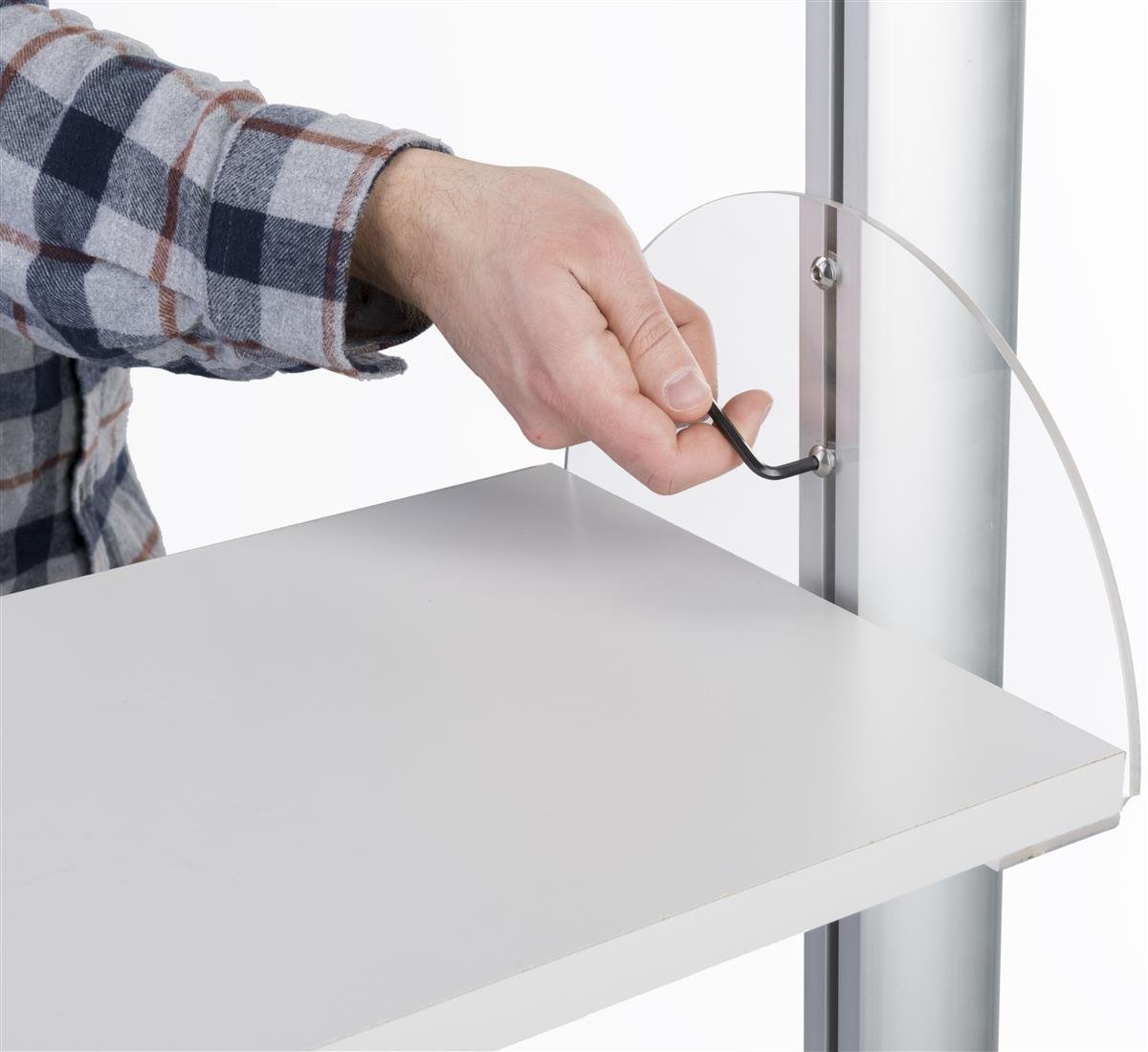 Displays2go 73.25”h Aluminum Tiered Digital Display with 3 Adjustable Shelves and 21.5” LCD Screen – Silver (DRS21SV)
