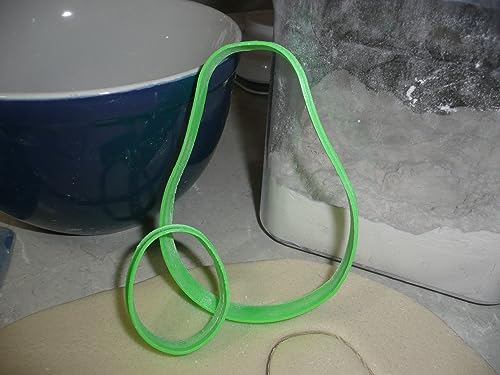 AVOCADO WITH PIT 2 PIECES GUACAMOLE MEXICAN FRUIT COOKIE CUTTER MADE IN USA PR3366