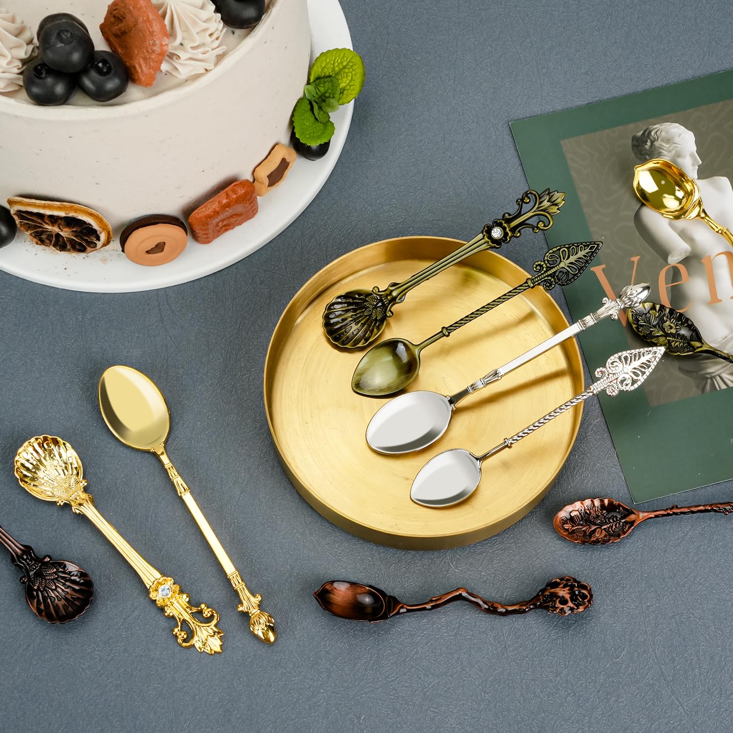 HOSTK Retro Coffee Spoons, Creative Tableware Dessert Spoons, Crystal Alloy Spoons, Vintage Carved Tea Spoons for Coffee Sugar Ice Cream Dessert Cake Soup Party Supplies Home Office(18 Pieces)