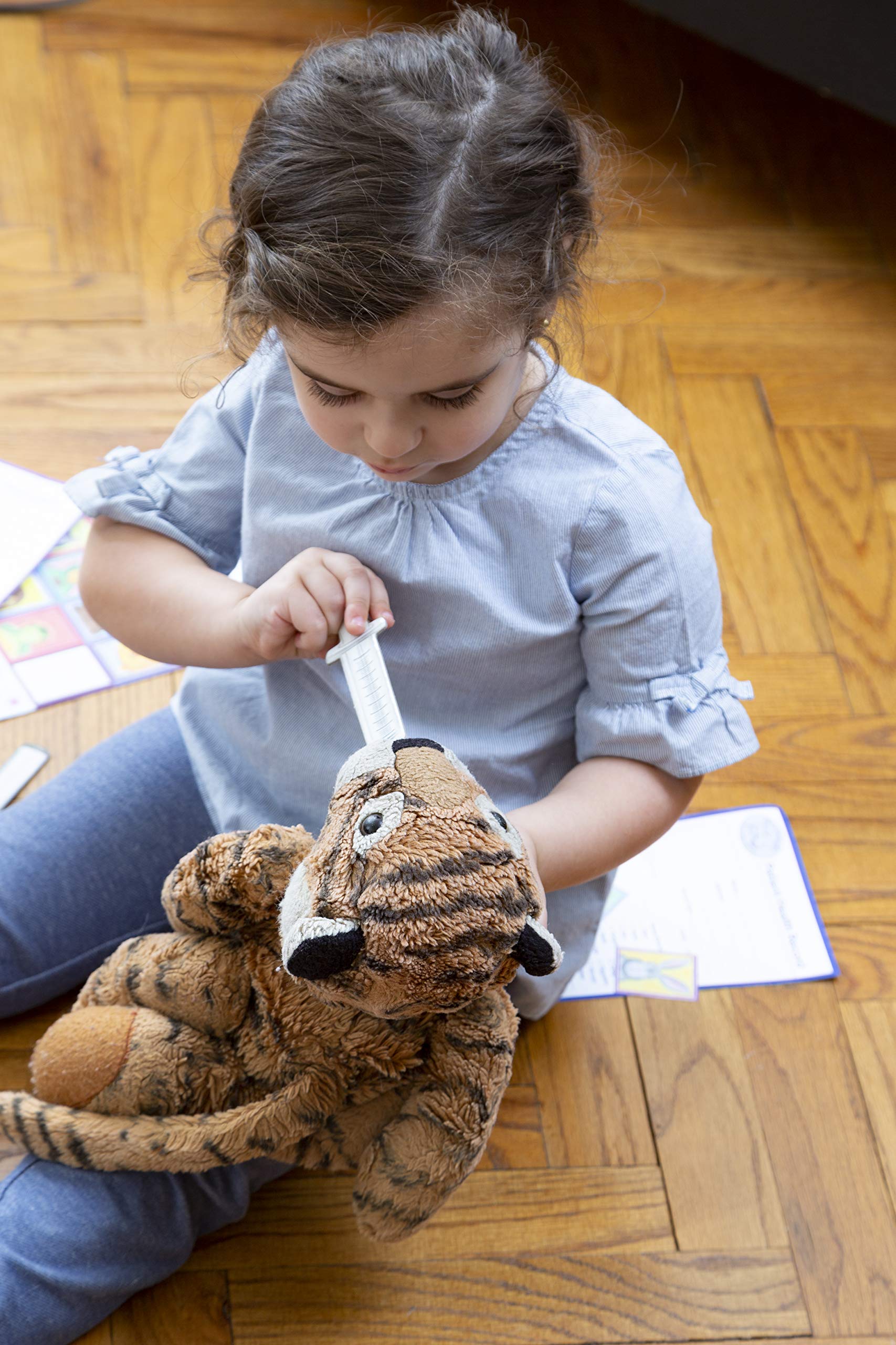 eeBoo: Veterinarian Pretend Play Set, Promotes Creativity and Imagination Development, Props for Make Believe, Allows for Imagination and Creativity, Perfect for Ages 3 and up