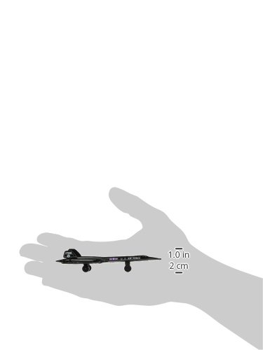 Daron Worldwide Trading Runway24 SR-71 No Drone Vehicle