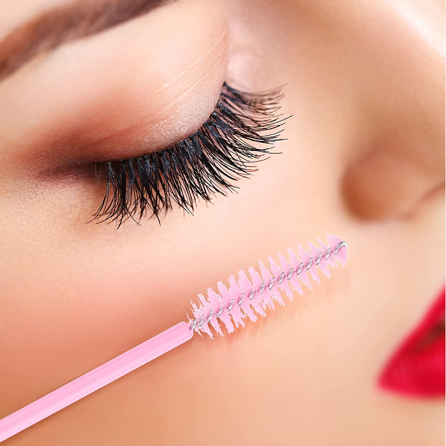 G2PLUS 300PCS Eyelash Brush, Disposable Eyelash Mascara Brushes Wands Applicator Tools Makeup Brush Kits, Eyelash Spoolies Eyelashes Brush for Eyelash Extensions and Eyebrow Brush (Pink)