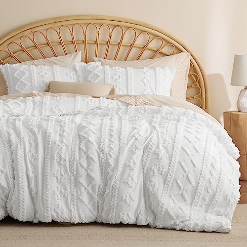 Bedsure Tufted Boho Comforter Set Queen - White Boho Bedding Comforter Set, 3 Pieces Farmhouse Shabby Chic Embroidery Bed Set, Soft Jacquard Comforter for Women Men Girls