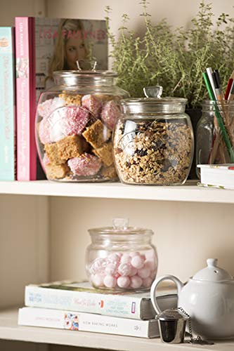 Kilner Glassware Universal Storage Jar, Durable Multi-Purpose Glass Container with Airtight Push-top Lid, 135-Fluid Ounces