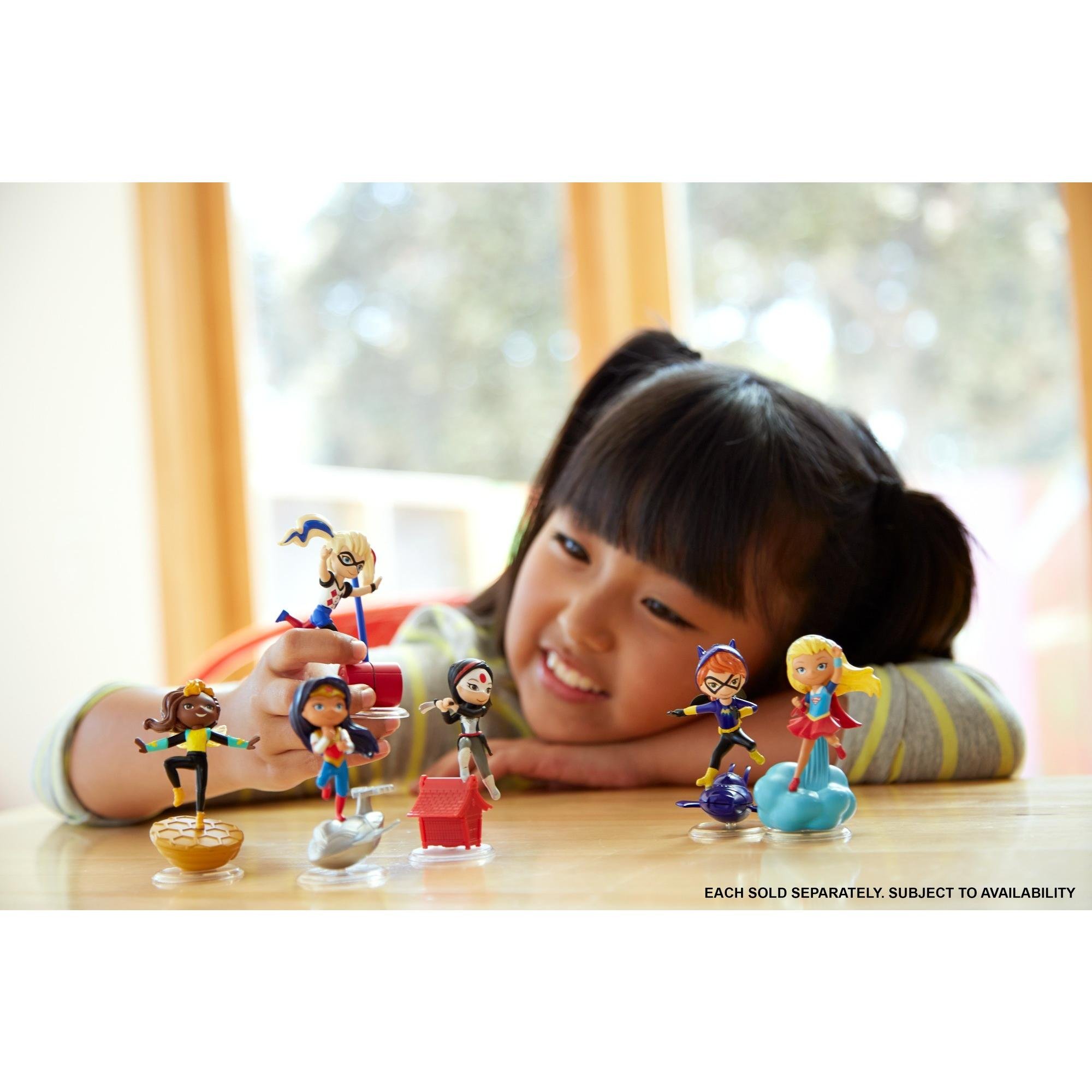 DC Super Hero Girls: Batgirl Mini Vinyls