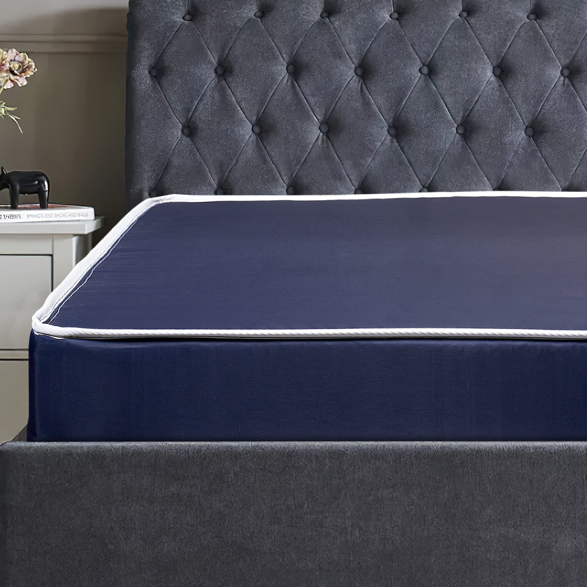 Treaton, 9-Inch Medium Tight Top Nylon Vinyl Hybrid Mattress, Queen, Blue.