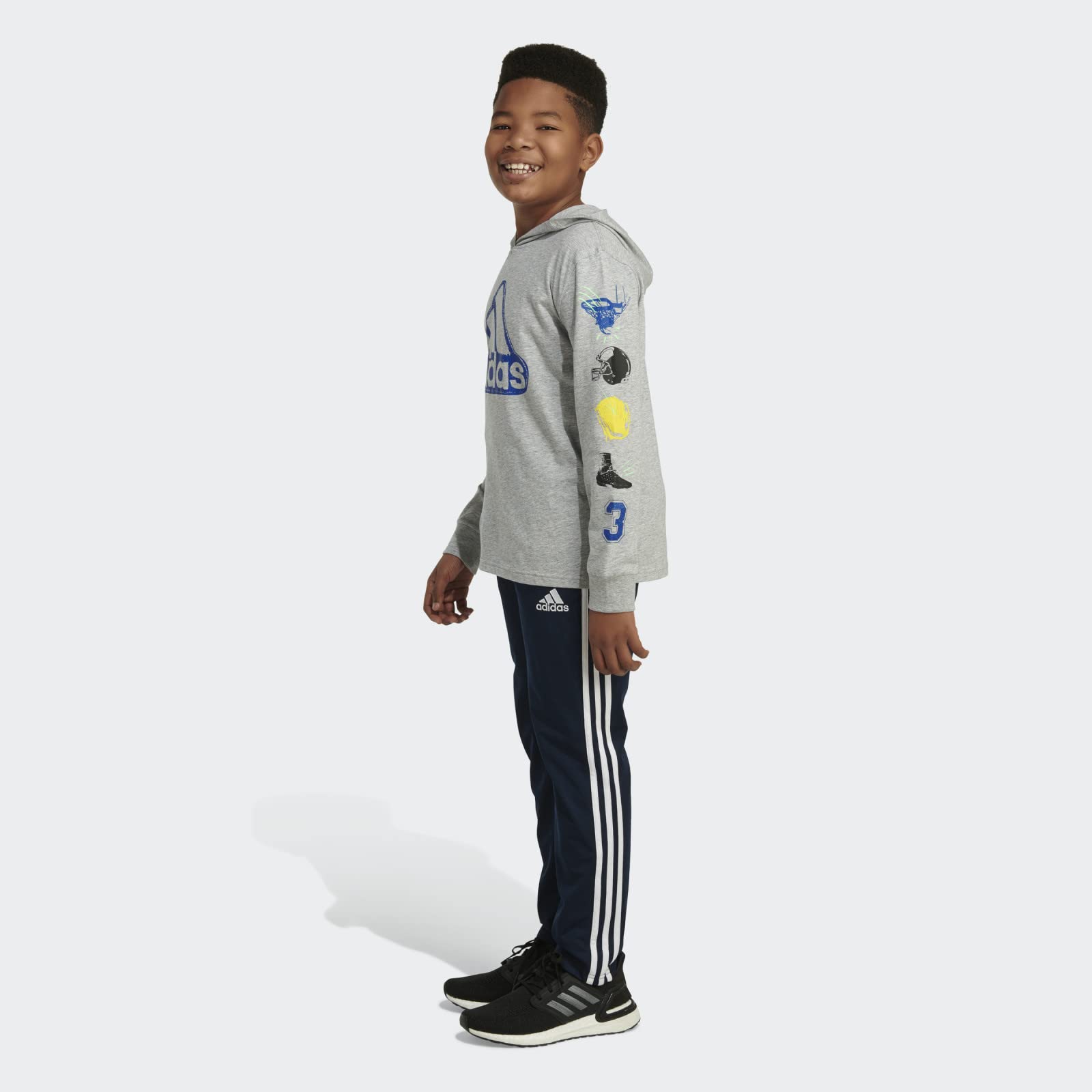 adidas Boys' Long Sleeve Cotton Jersey Hooded T-Shirt Tee, Medium Stamped Grey Heather, Large