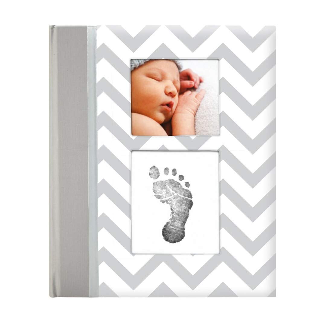 Pearhead Spanish Language Version Chevron Keepsake Baby Memory Book in Spanish with Clean Touch Ink Pad, Gray