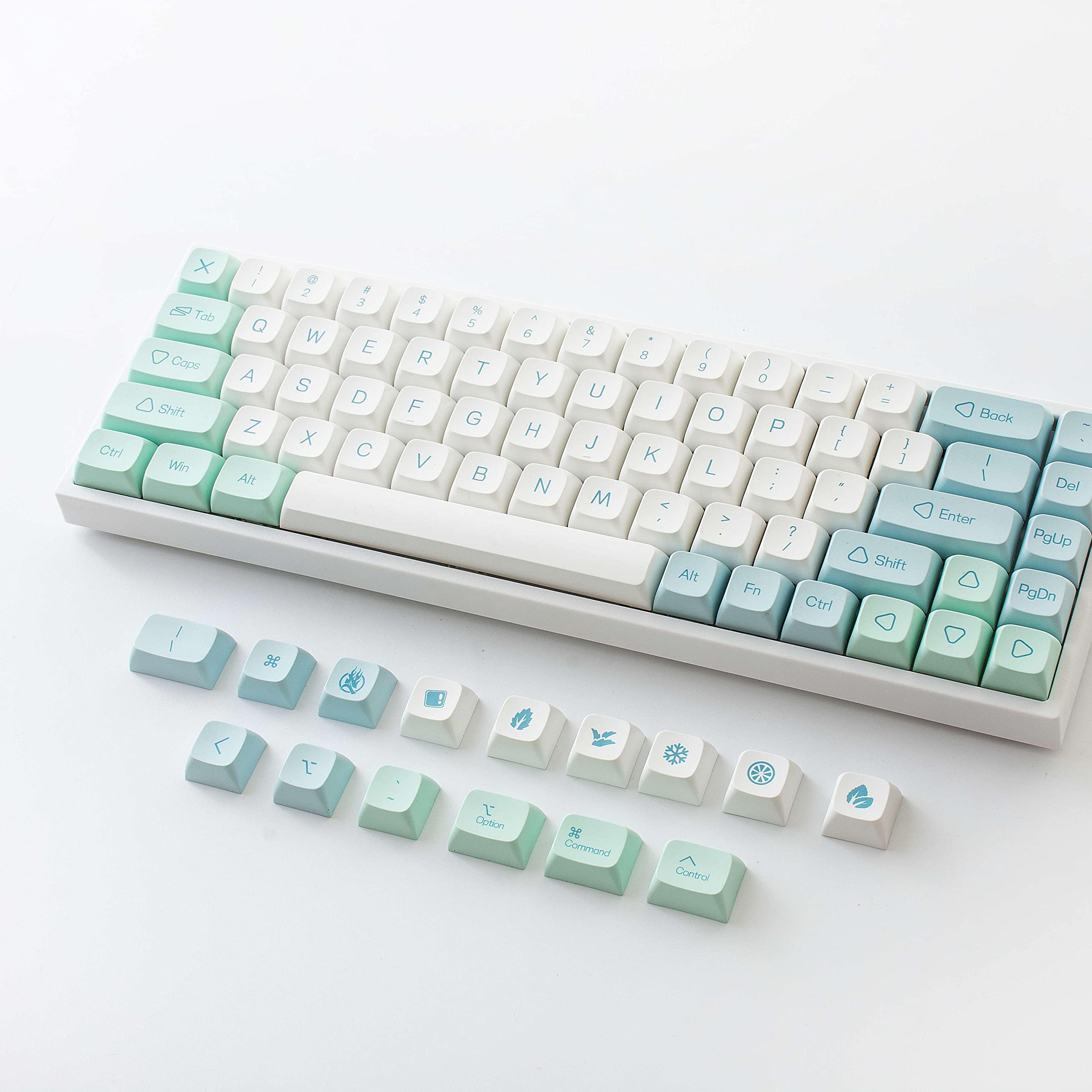 YUNZII KC68 Hot Swappable Mechanical Keyboard 68-Key Gaming Keyboard, RGB Backlit for Mac/Win/Gamers (Gateron Black Switch, Mint)
