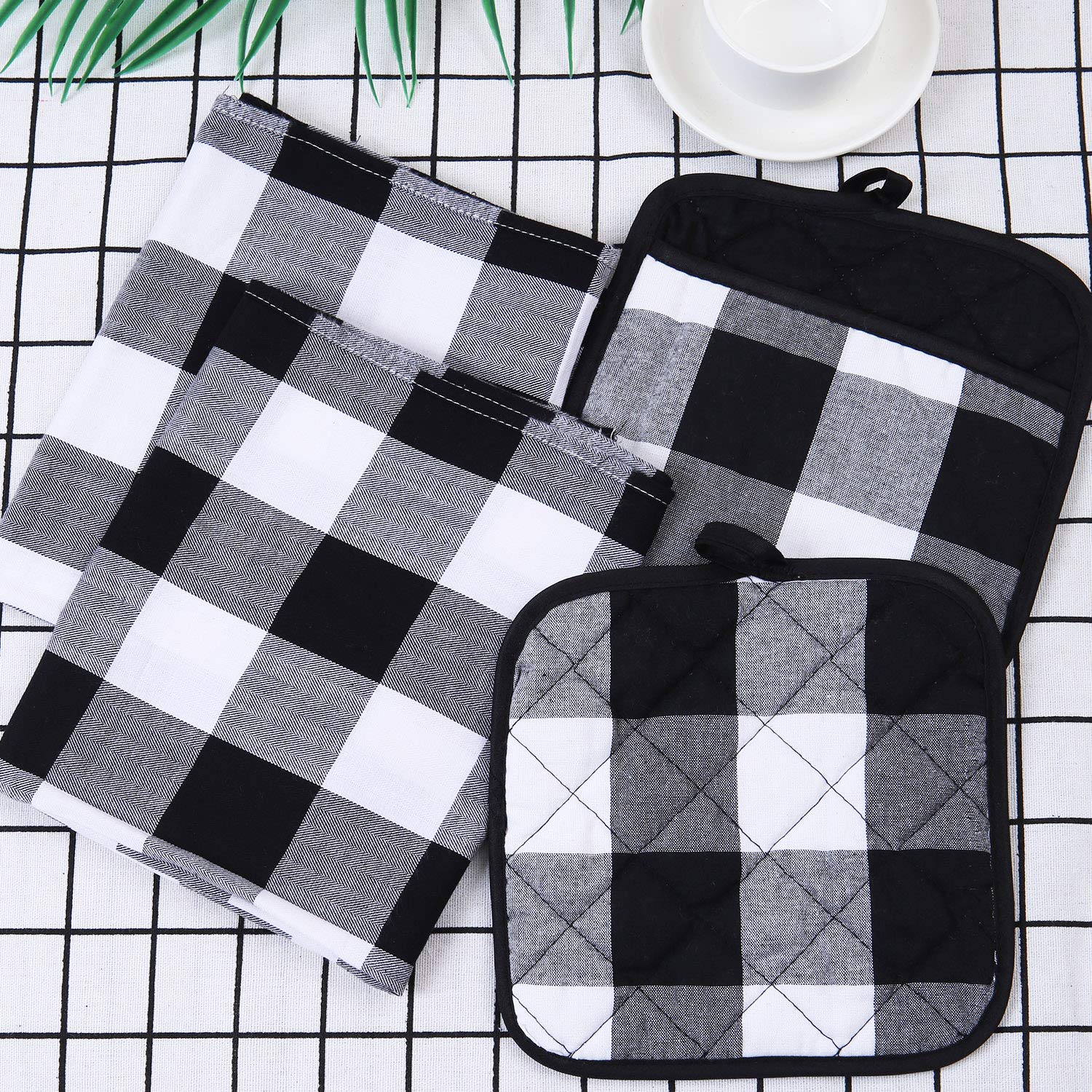 Aneco 4 Pack Check Plaid Dish Towels Pot Holders Oversized 18 x 28 inches Cotton Kitchen Dish Towels Fast Drying Cotton Tea Towels Check Plaid Gift Set