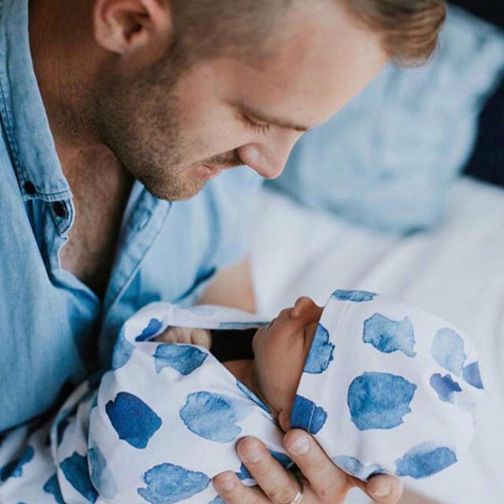 SuperiMan Hospital Swaddle Sack Hat Set,Receiving Blanket for Newborns Baby,Perfect for Girls and Boys (Blue Dots)