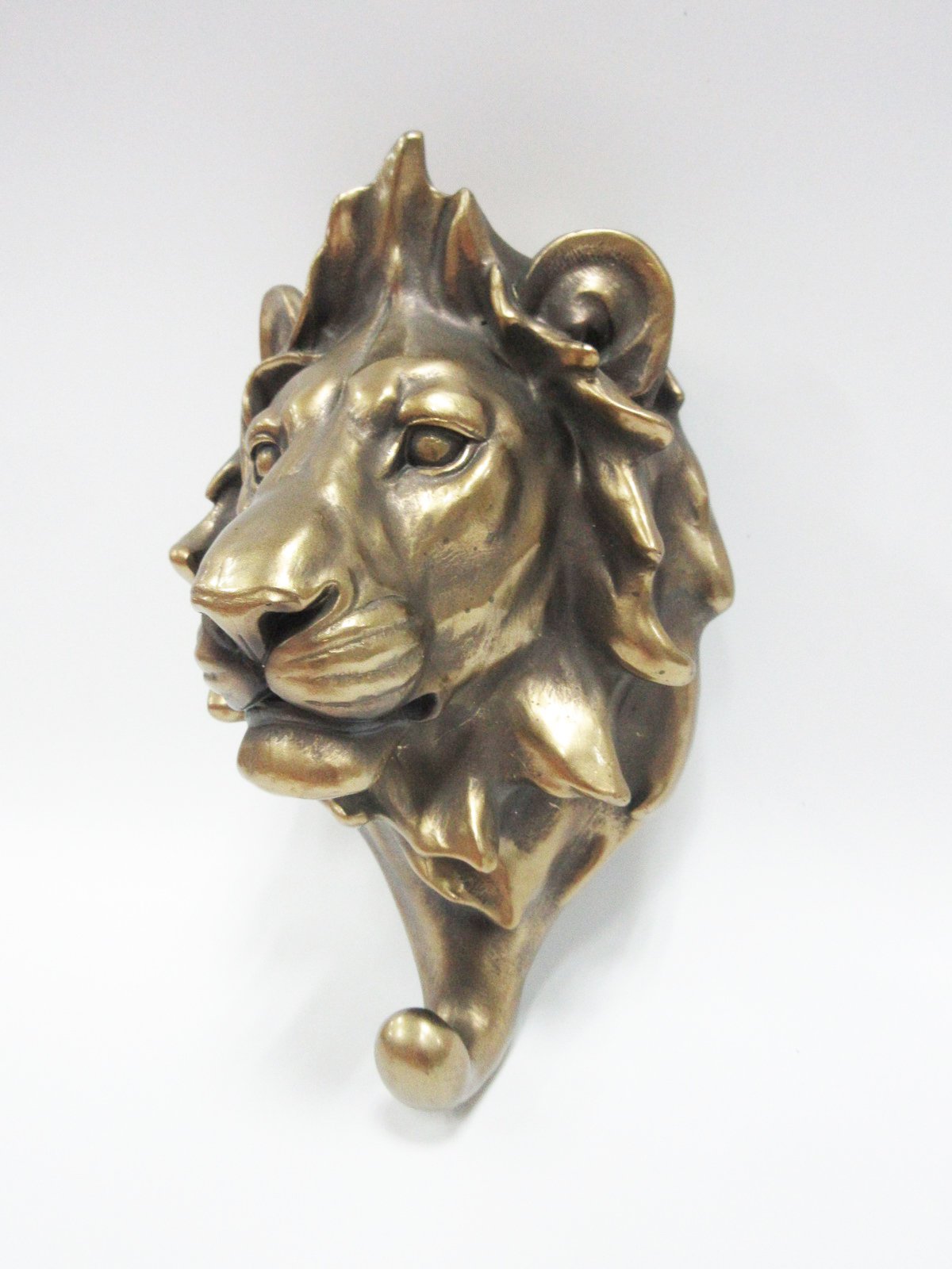 Pacific Giftware Wild Animal Head Single Wall Hook Hanger Animal Shape Rustic Faux Bronze Decorative Wall Sculpture (Lion)