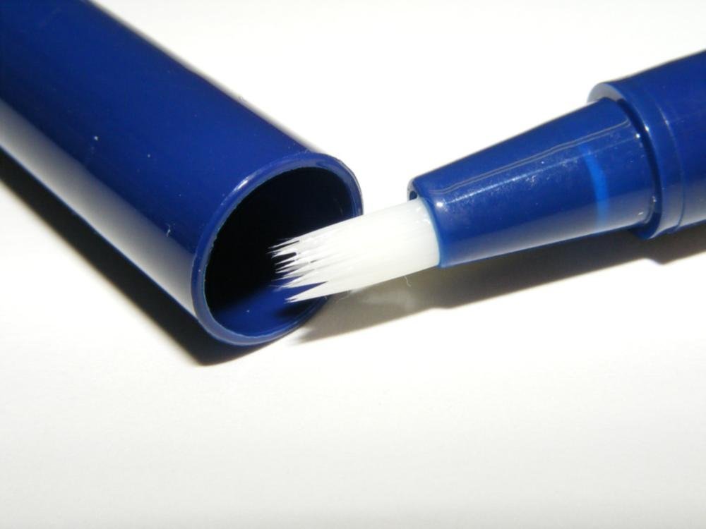 Smilebriter Teeth Whitening Gel Pens, 2 Pens :: No Peg, PPG, Artificial Flavors, or GMOs :: Gentle on Sensitive Teeth, Organic Ingredients :: Supports Dental Health, Mint Flavor