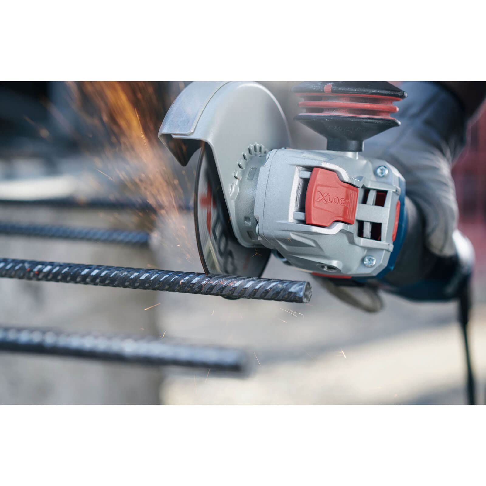 Bosch Professional 1x Standard for Inox X-LOCK Cutting Disc (for Stainless Steel, Ø 125 x 1 x 22,23 mm, Straight, Accessory Angle Grinder)