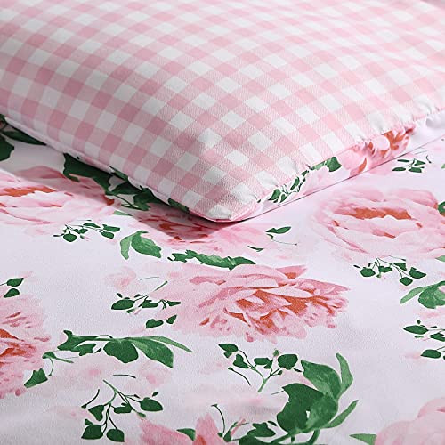 Betsey Johnson - Queen Duvet Cover Set, Reversible Bedding with Matching Shams, All Season Home Decor (Blooming Roses Pink, Queen)