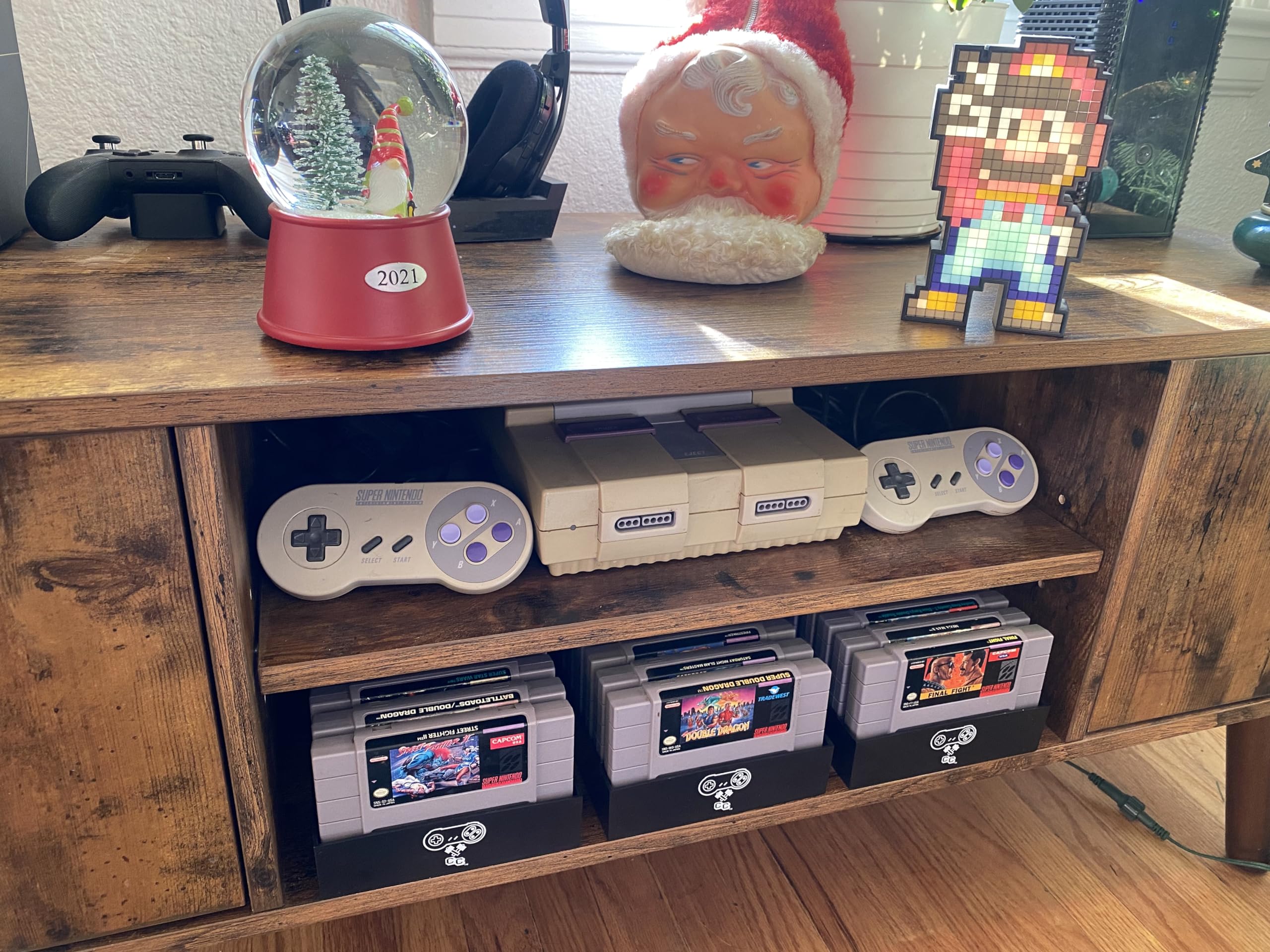 Collector Craft Black Game Organizer Compatible with Nintendo SNES Cartridge, Dust Cover, Cartridge Holder, Super Nintendo Entertainment System