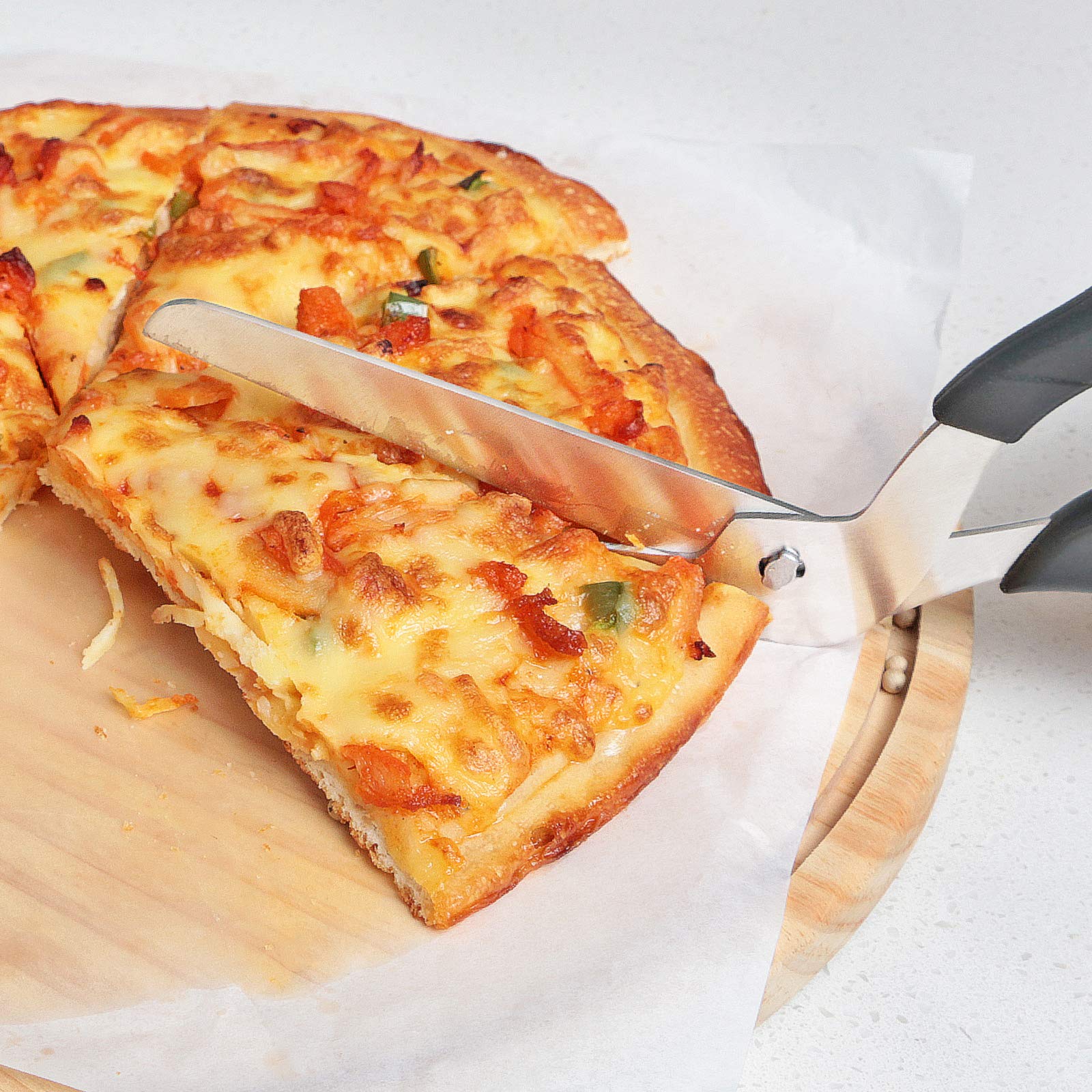 Asdirne Pizza Scissors, Pizza Cutter with Ultra Sharp Detachable Blade and Ergonomic Soft Grip, 10.3Inch, Black&Red