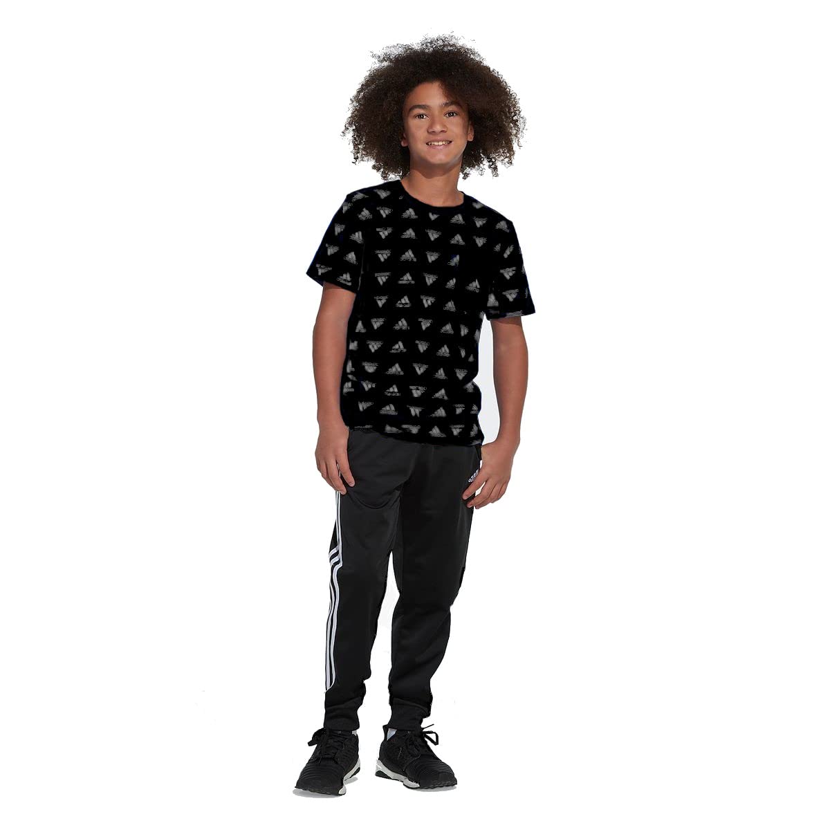 adidas Boys' Brand Love Printed T-Shirt (X-Large, Black/White)