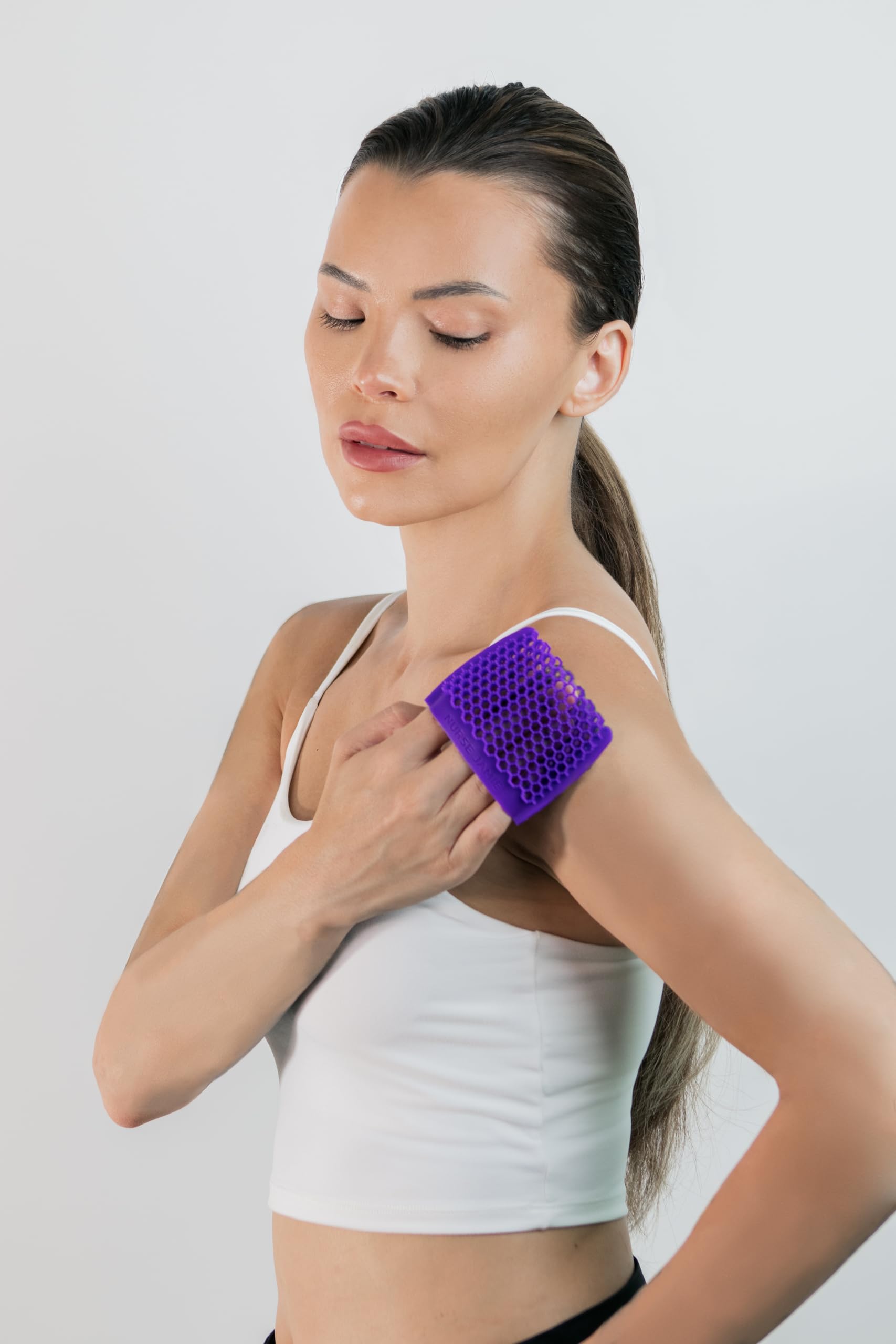 Nurse Jamie Exfoliband Silicone Loofah Exfoliation Tool