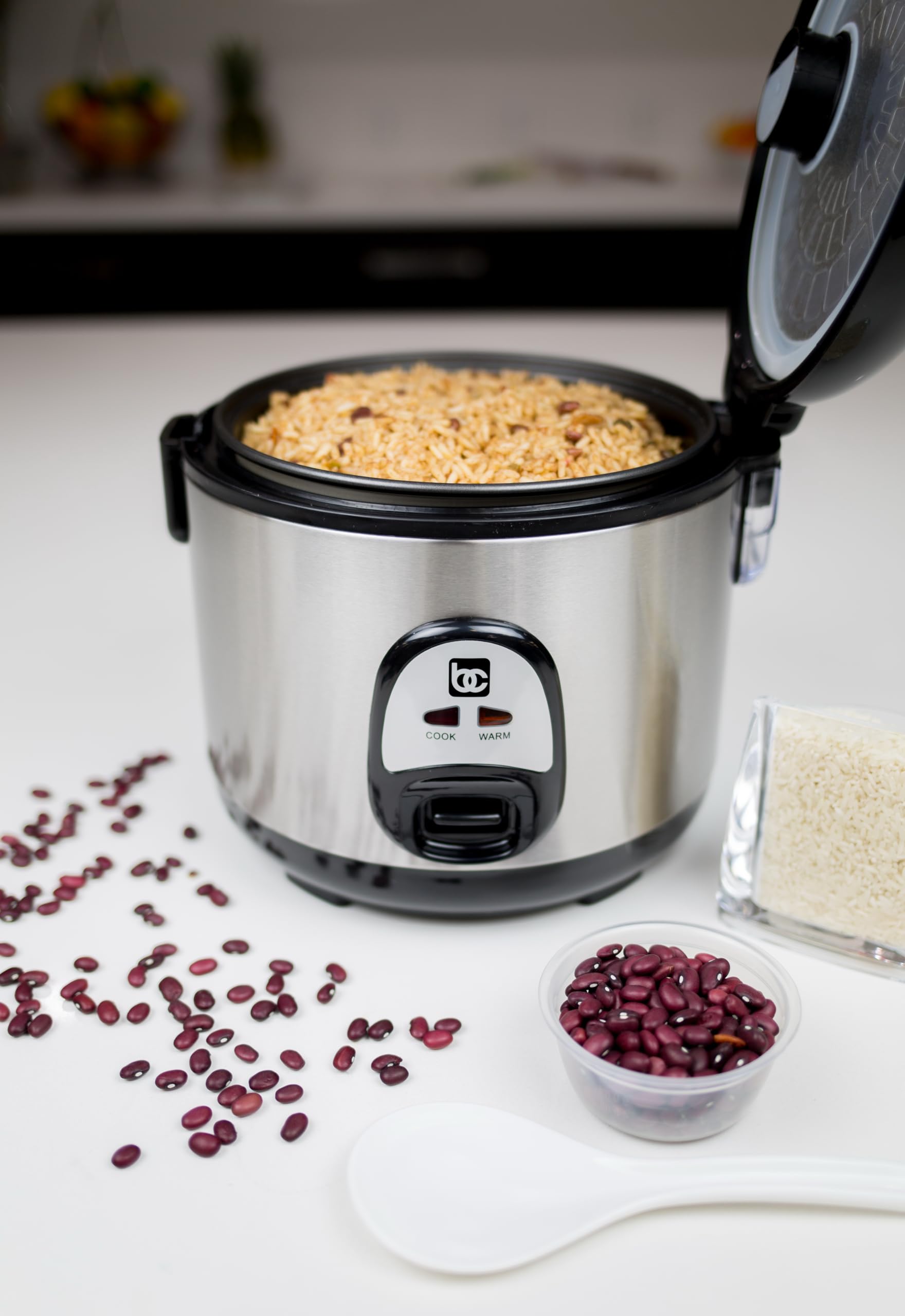 Bene Casa 7 cup stainless-steel thermo rice cooker, stainless steel and black design, cool touch rice cooker, simple operation, dishwasher safe.