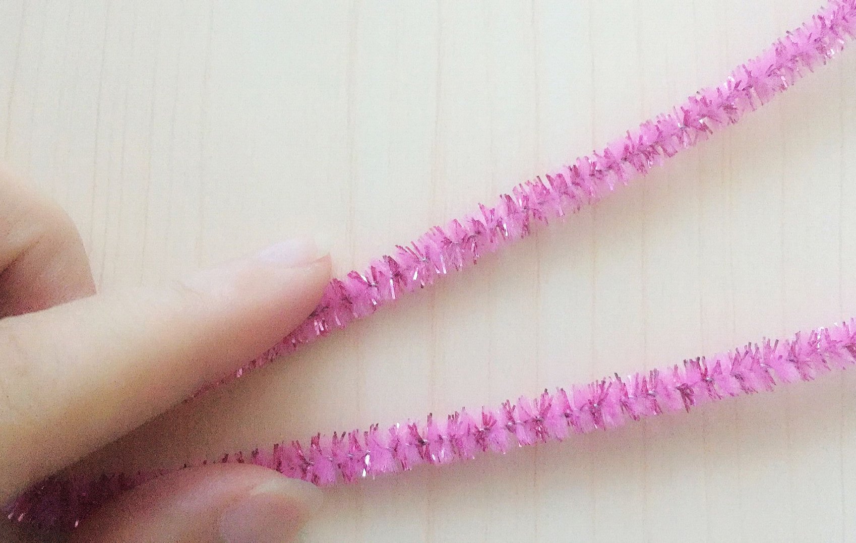 Carykon 100 PCS 12 Inch Iridescent Sparkly Tinsel Stems Pipe Cleaners (Pink)