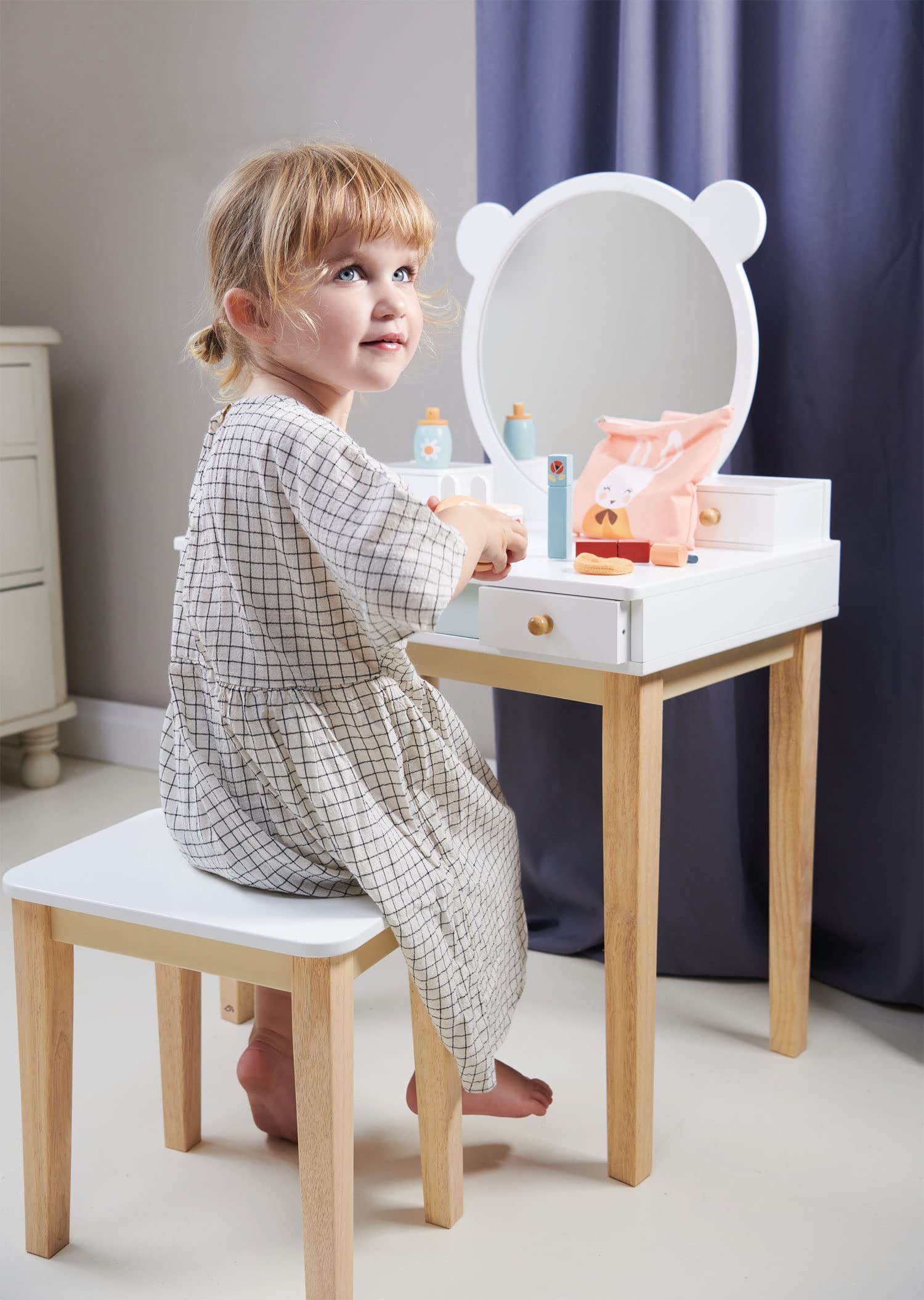 Tender Leaf Toys - Forest Dressing Table - Stunning Wooden Dressing Table and Stool Set - Storage Galore with Large Mirror for Boys and Girls, Enhances Creative Play - Age 3+