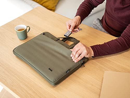 Trust Dalyx Fast USB Cardreader, Fast USB 3.2 Gen 1 with USB-A Connector, 104 MB/s with Compatible UHS-I Cards, (Micro) SD, SDHC and SDXC up to 2 TB, MacBook, PC, Laptop, Chromebook
