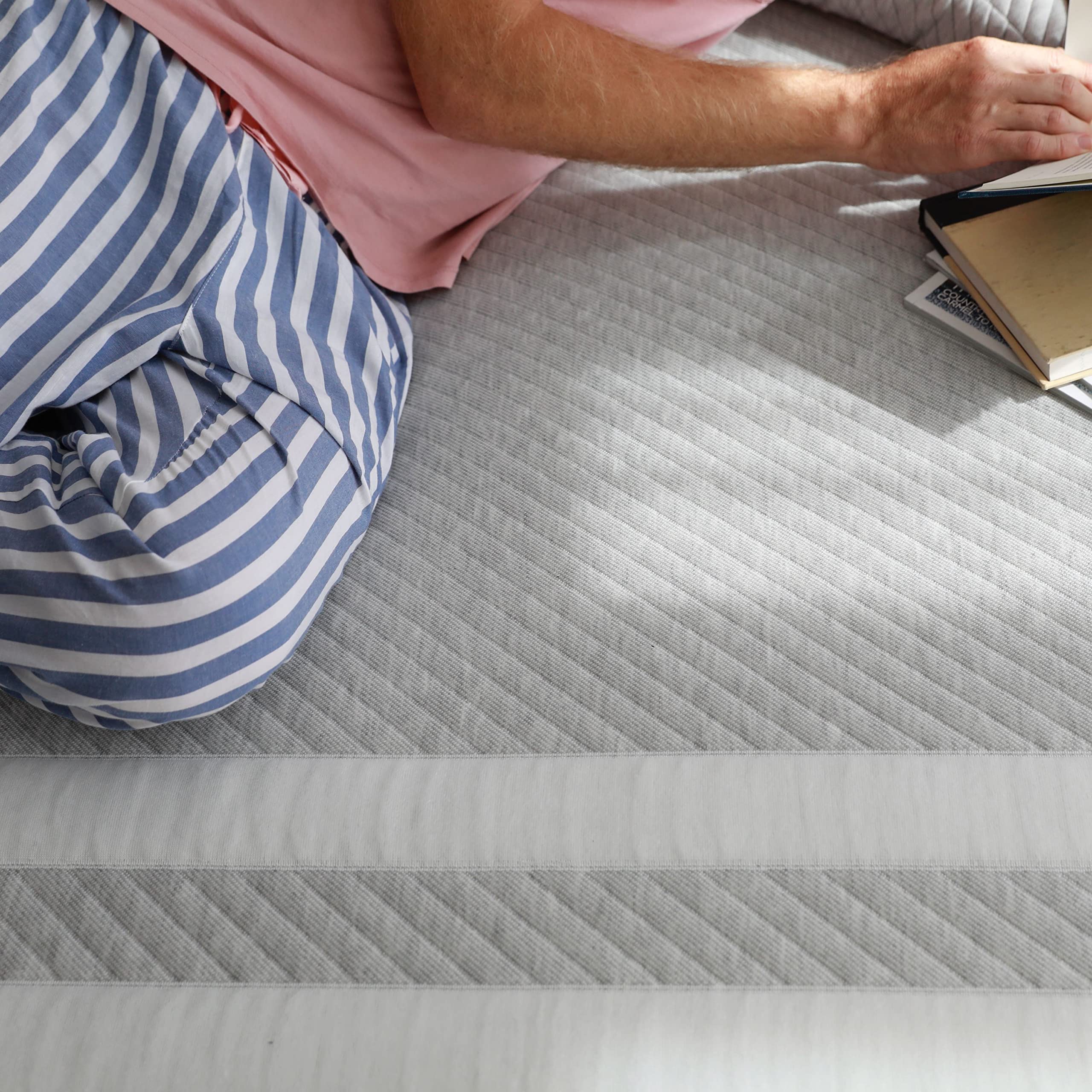 Leesa Original Hybrid 11" Mattress, Queen, Premium Cooling Foam and Individually Wrapped Springs/CertiPUR-US Certified /100-Night Trial