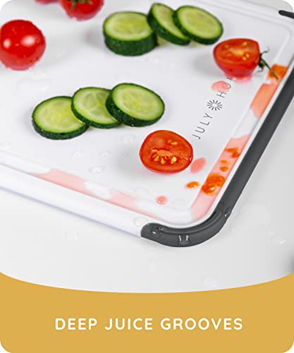 Serveware Accessories for Kitchen, Plastic Cutting Board, Dishwasher Safe Cutting Board with Juice Grooves, Thick Chopping Board for Meat, Veggies, Fruits, Easy Grip Handle, Non-Slip (Black, 10" x 7")