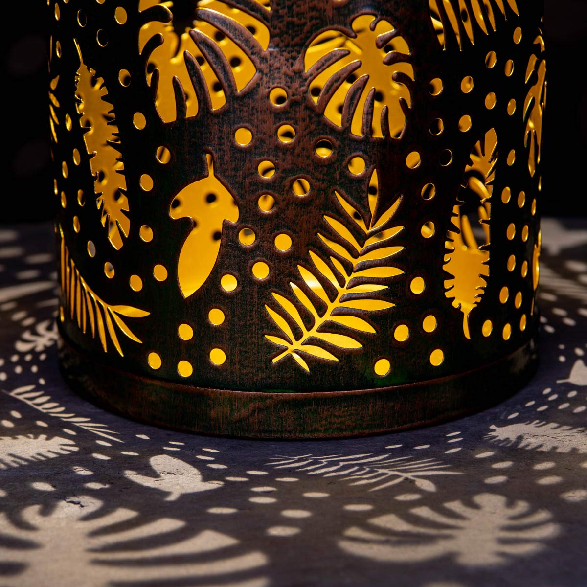 BRECK'S - Tropical Leaves Solar Lantern - Ideal for Patio Tables or Garden beds - One per Offer