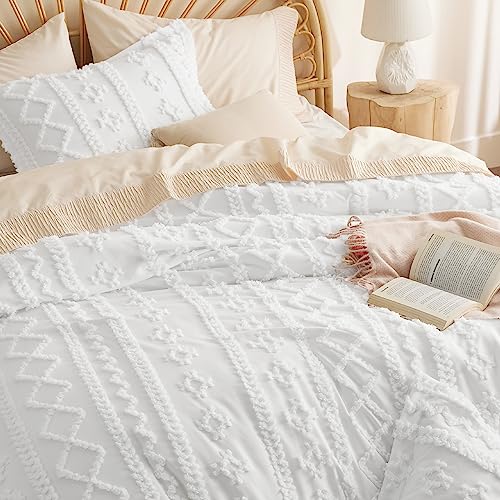 Bedsure Tufted Boho Comforter Set Queen - White Boho Bedding Comforter Set, 3 Pieces Farmhouse Shabby Chic Embroidery Bed Set, Soft Jacquard Comforter for Women Men Girls